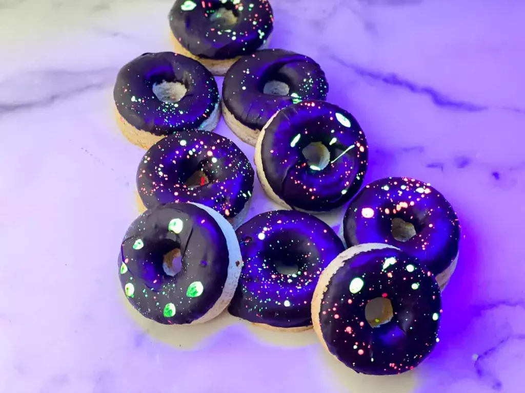Glow Party Donut Recipe | RecipeLion.com