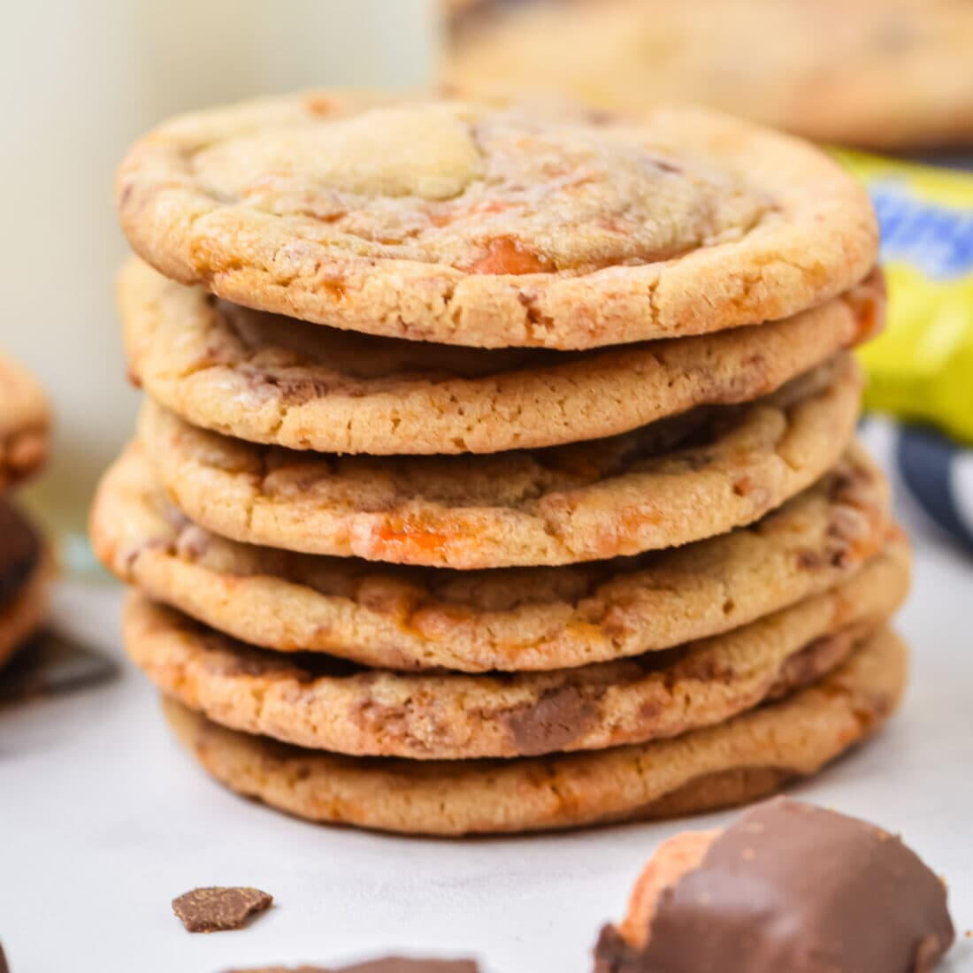 Butterfinger Cookies | TheBestDessertRecipes.com
