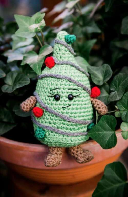 31 Free Amigurumi Crochet Patterns | FaveCrafts.com