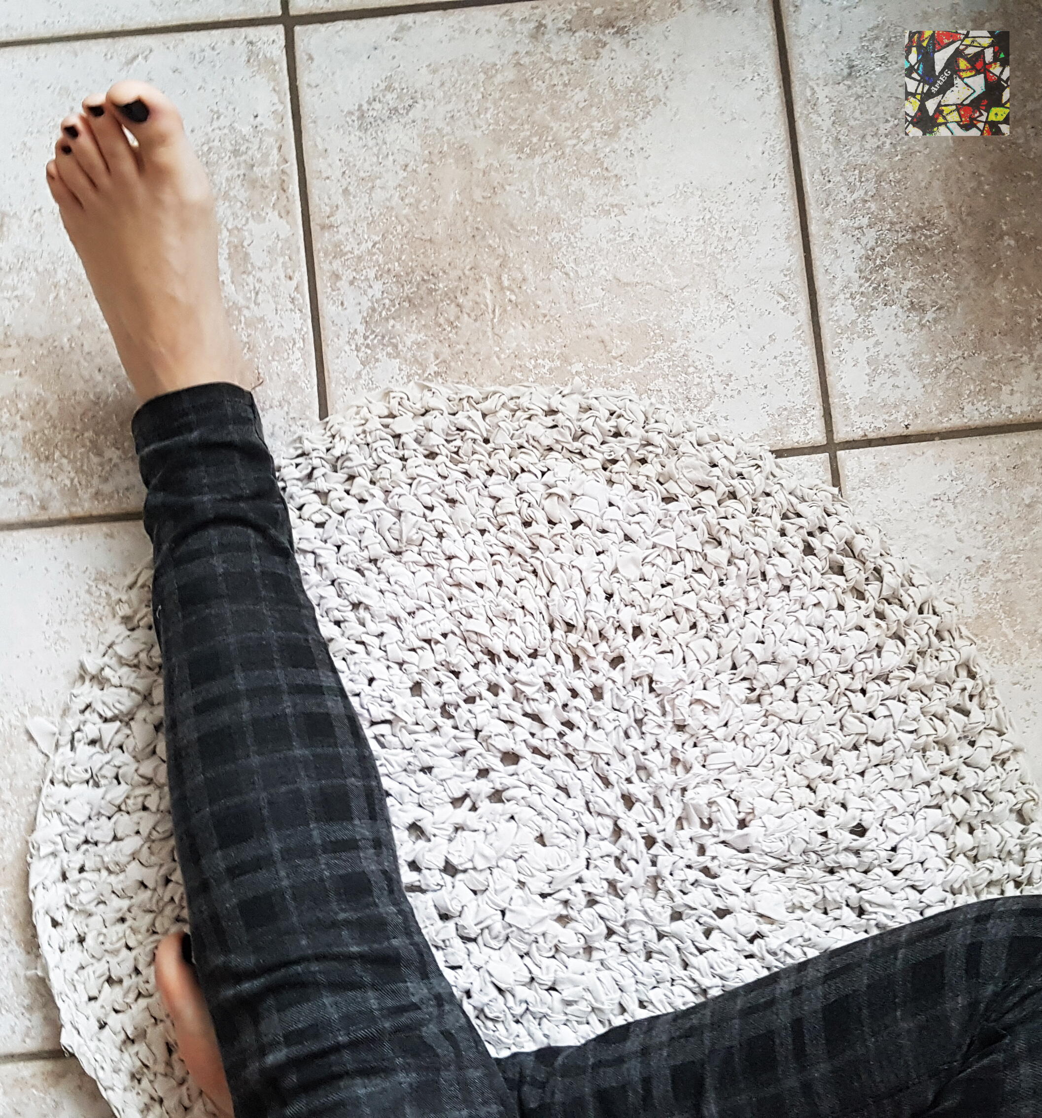 Love Rug | FaveCrafts.com