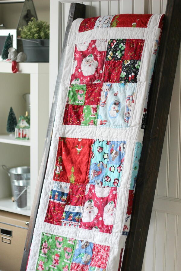 Family Christmas Quilt | FaveQuilts.com