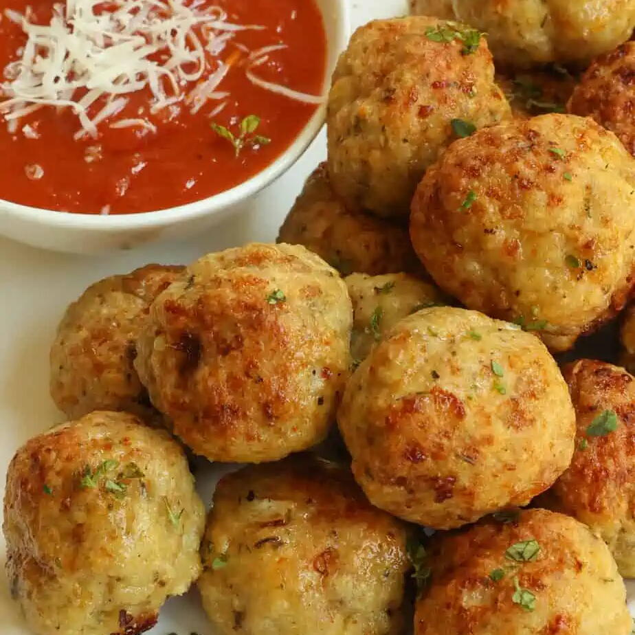 Chicken Meatballs | RecipeLion.com