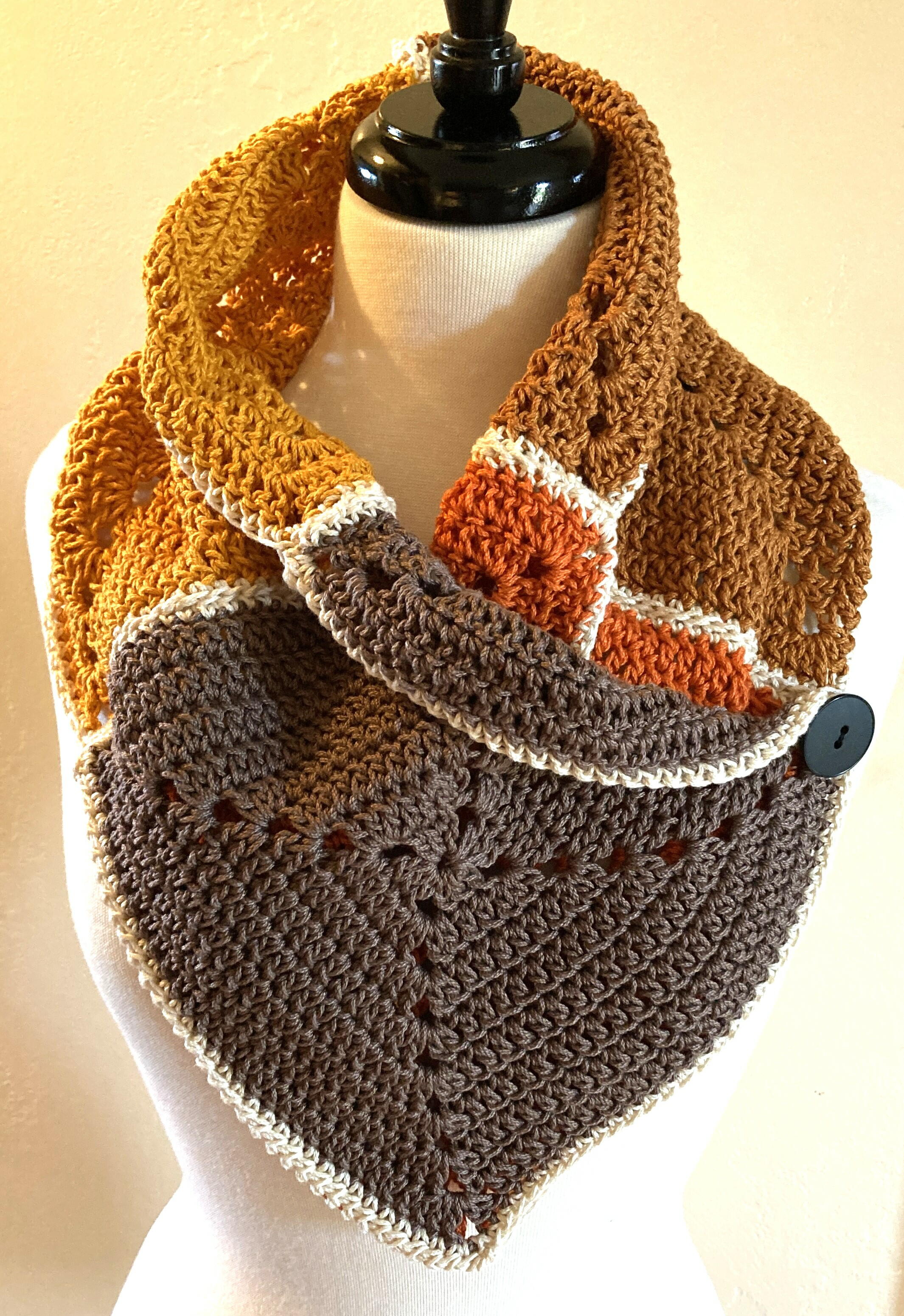 Colorful Button Cowl Crochet Pattern | AllFreeCrochet.com
