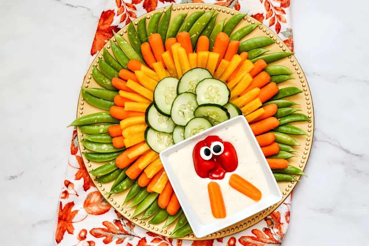 Turkey Veggie Tray Appetizer | FaveSouthernRecipes.com