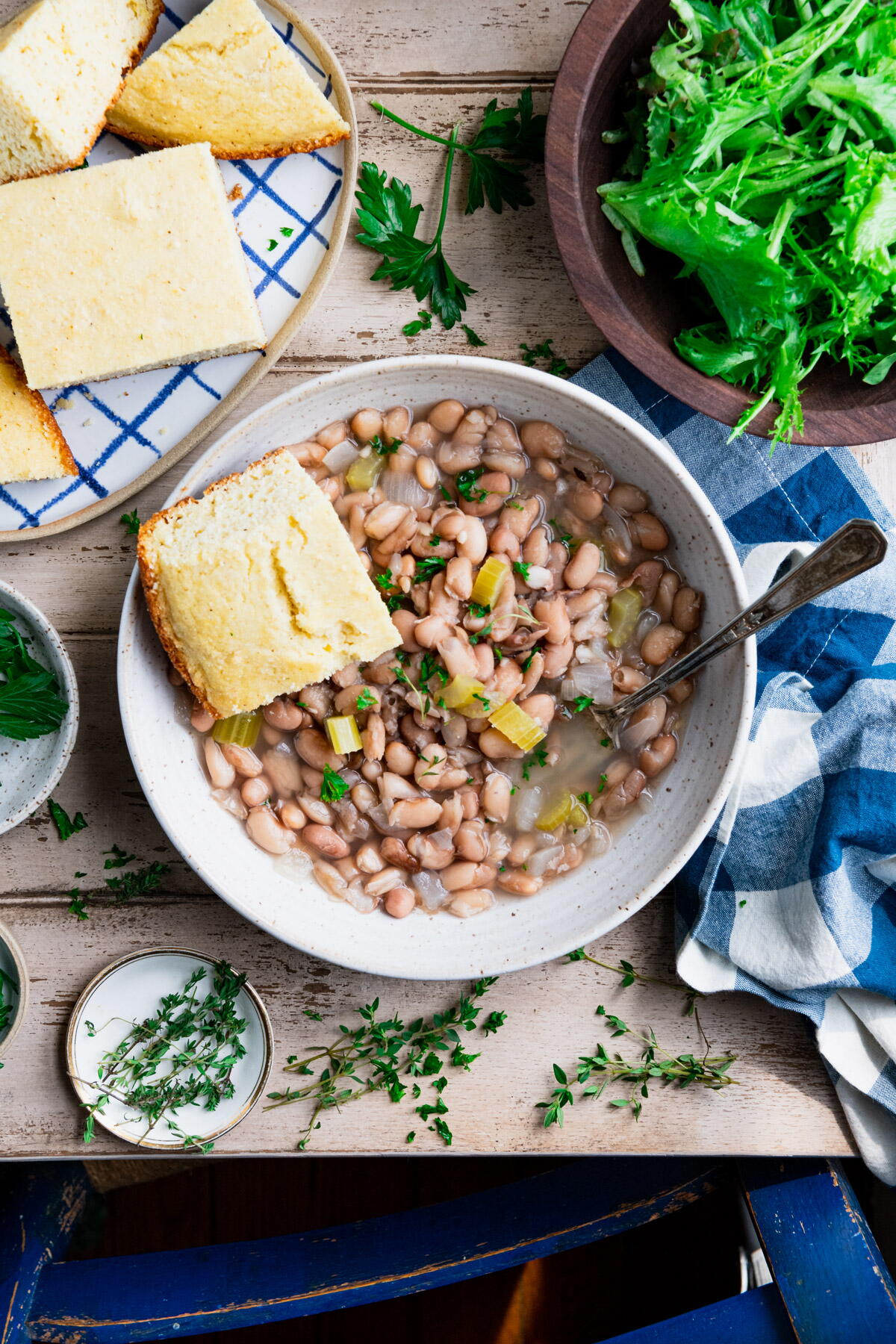 Slow Cooker Beans And Cornbread | RecipeLion.com