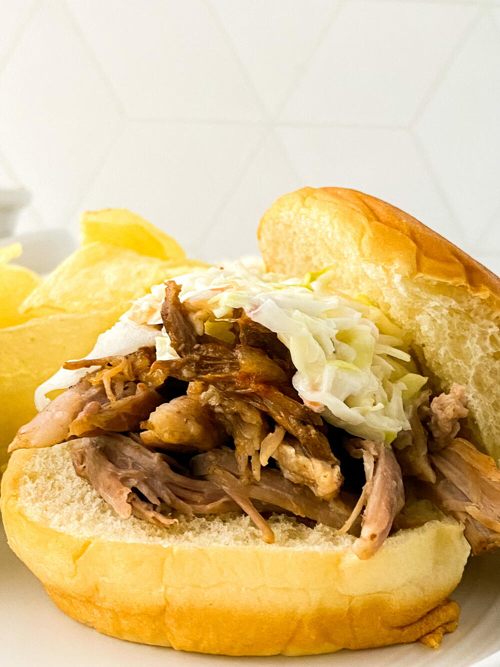 Slow Cooker Barbecue Pulled Pork | RecipeLion.com