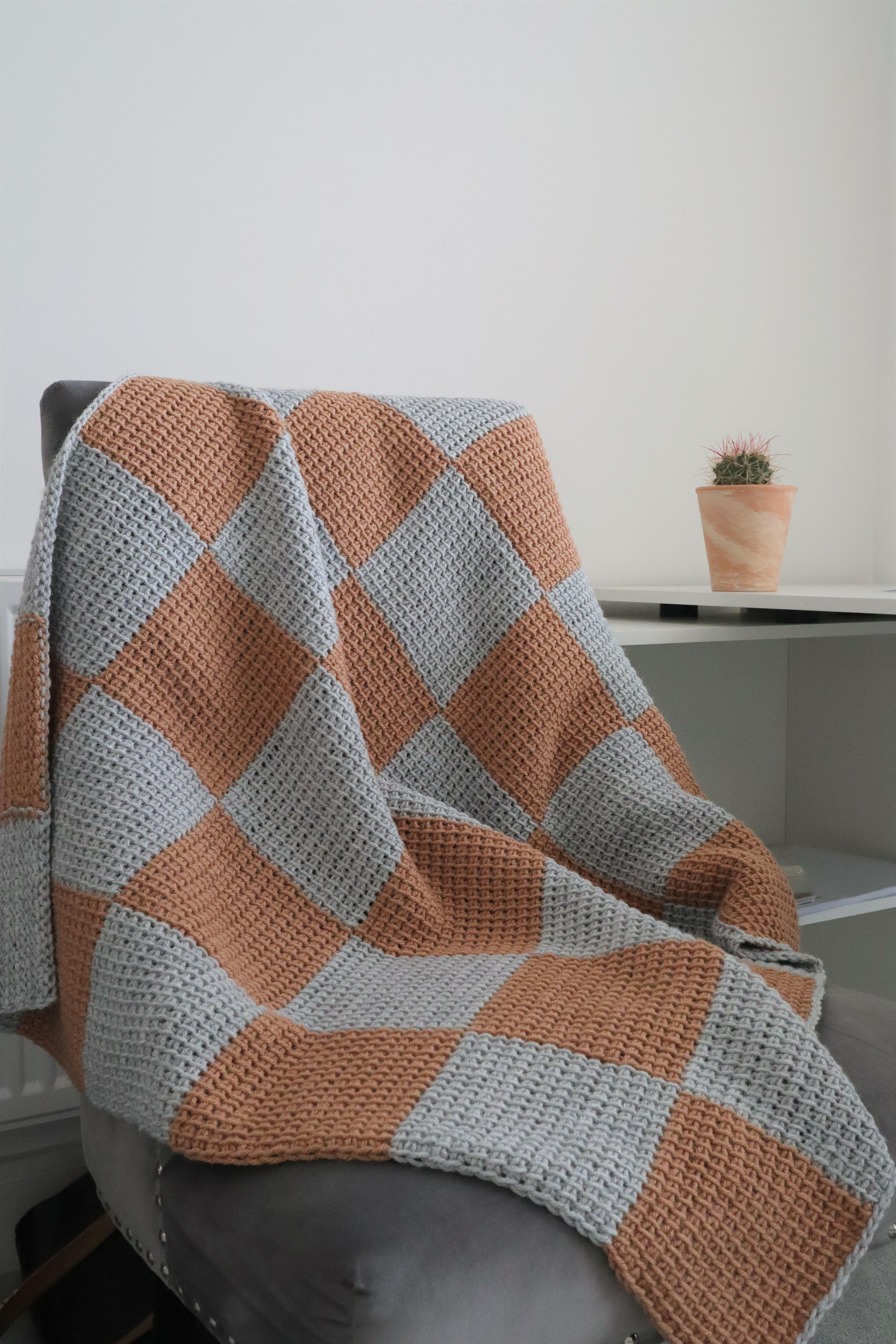 Elsam Blanket | AllFreeCrochetAfghanPatterns.com