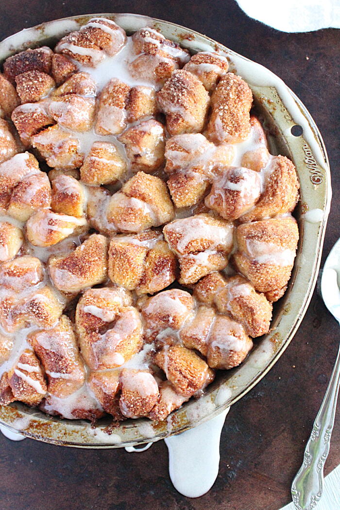 Cinnamon Roll Monkey Bread | RecipeLion.com