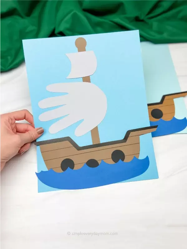 Mayflower Handprint Craft | AllFreeKidsCrafts.com