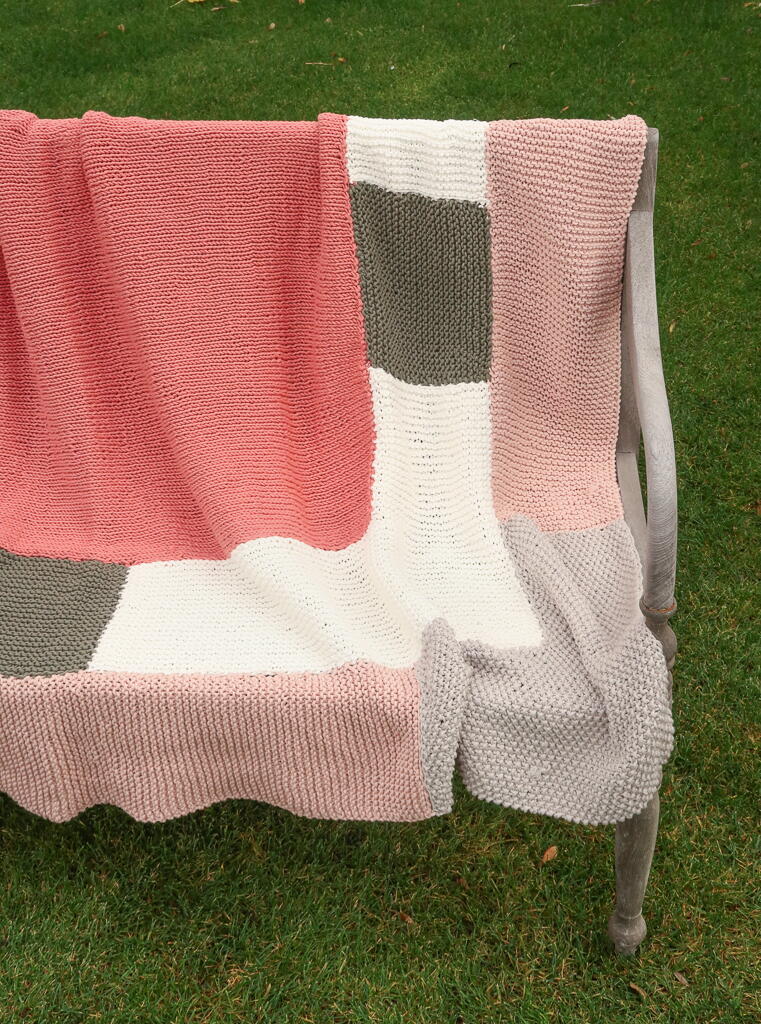 Dovetail Easy Blanket Knitting Pattern | FaveCrafts.com