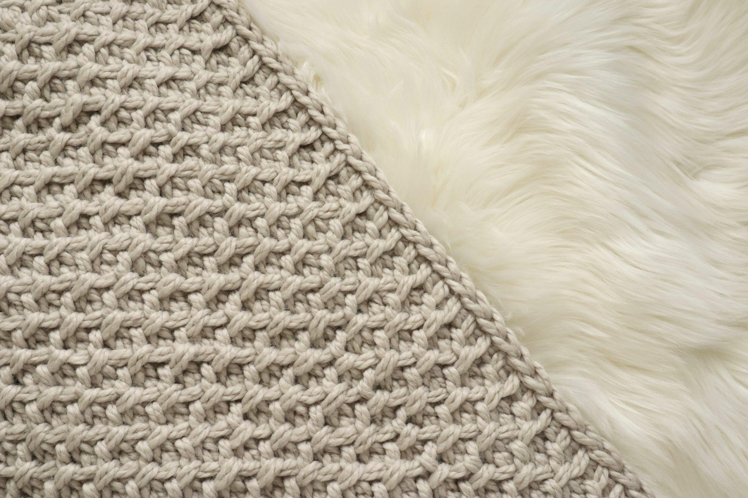 Sophina Throw | AllFreeCrochetAfghanPatterns.com