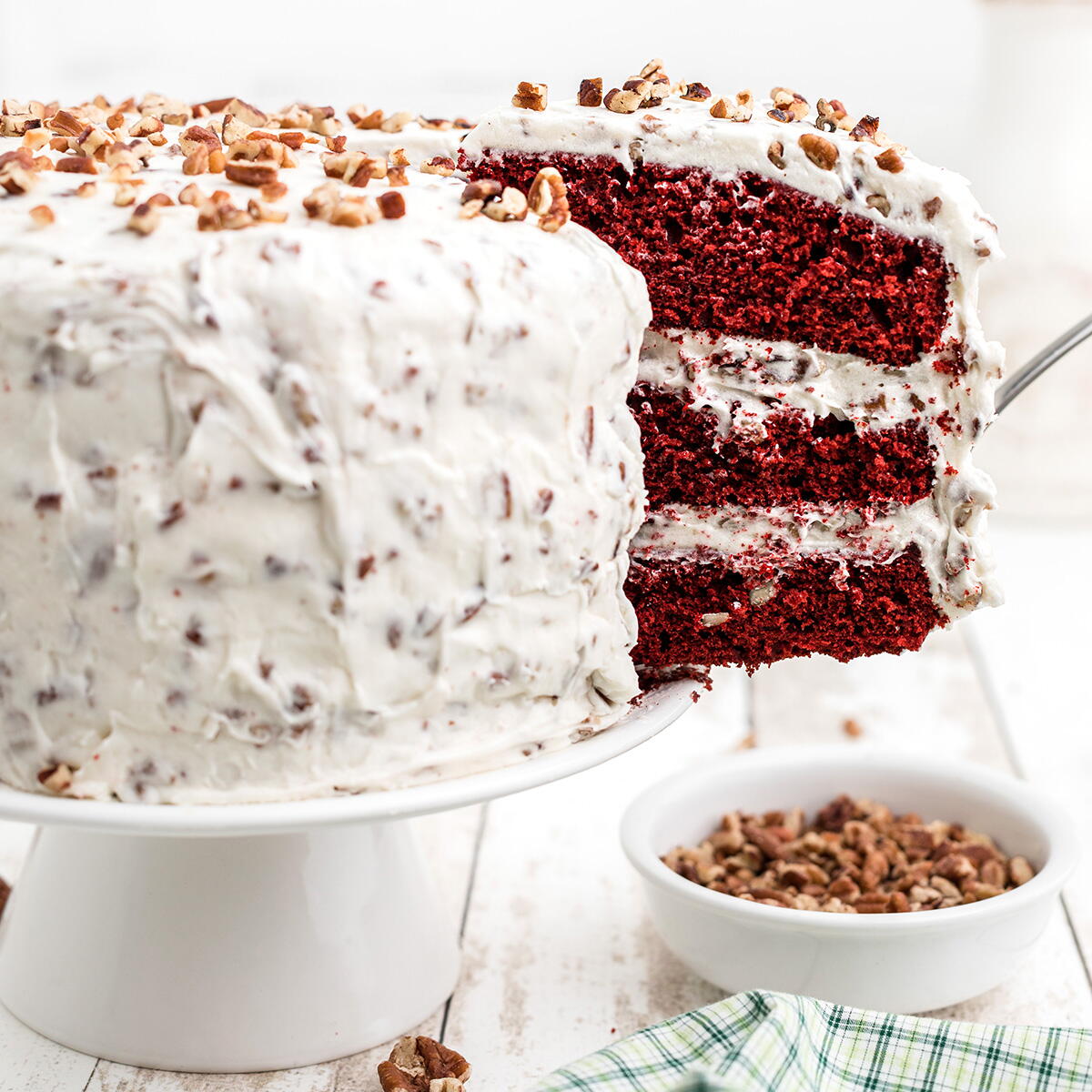 Red Velvet Cake | FaveSouthernRecipes.com