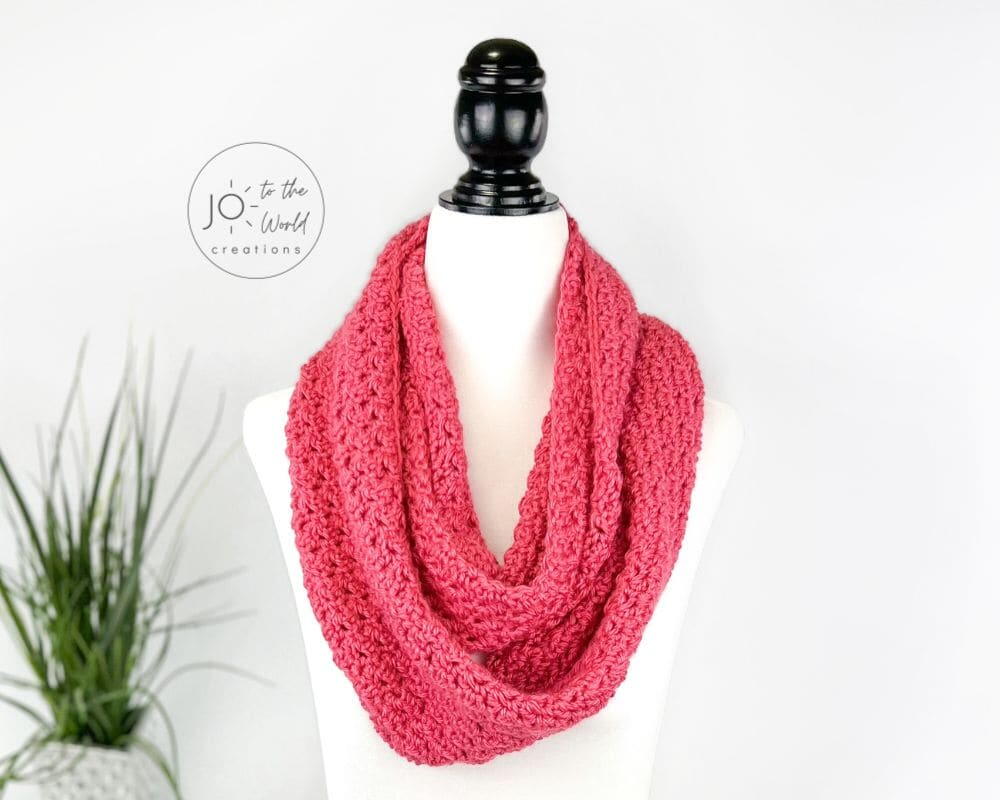 Easy Infinity Scarf Crochet Pattern | AllFreeCrochet.com