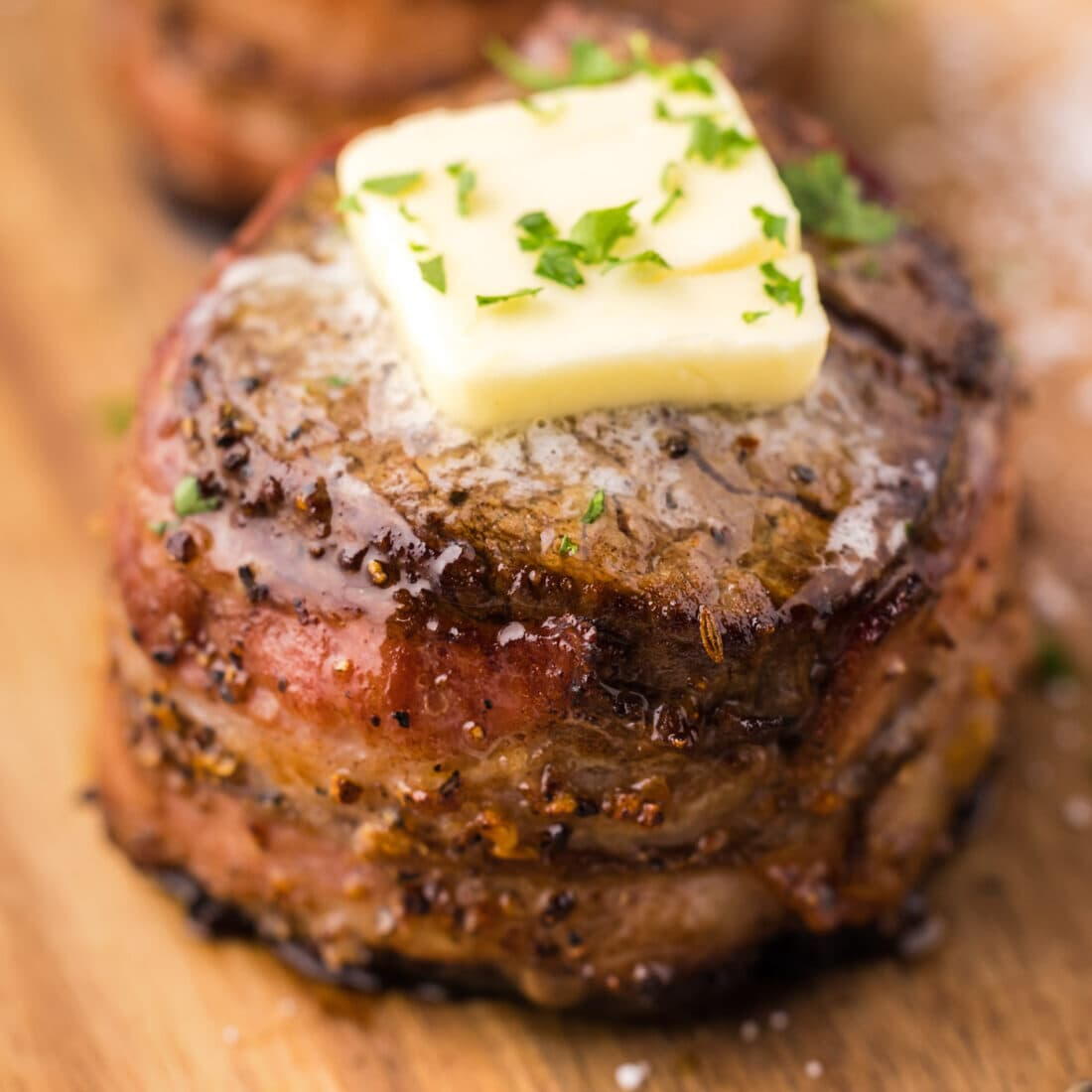 Bacon Wrapped Filet Mignon | RecipeLion.com