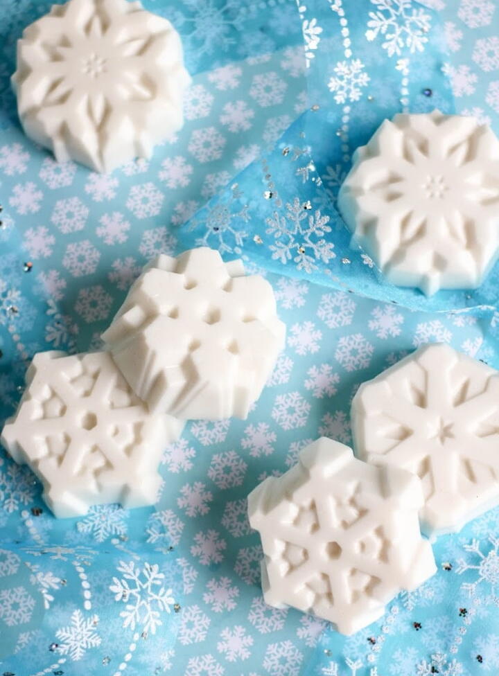 Snowflake Soap | FaveCrafts.com