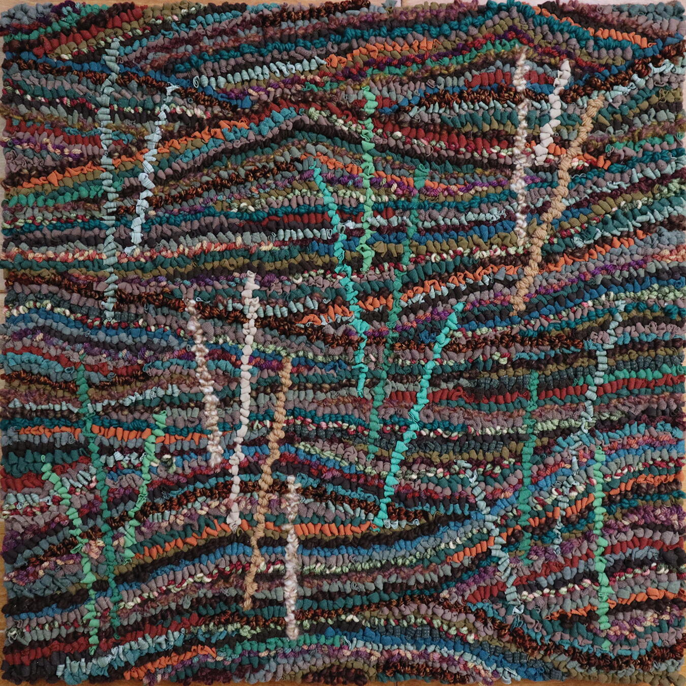 Beautiful and Broken | rughookingmagazine.com