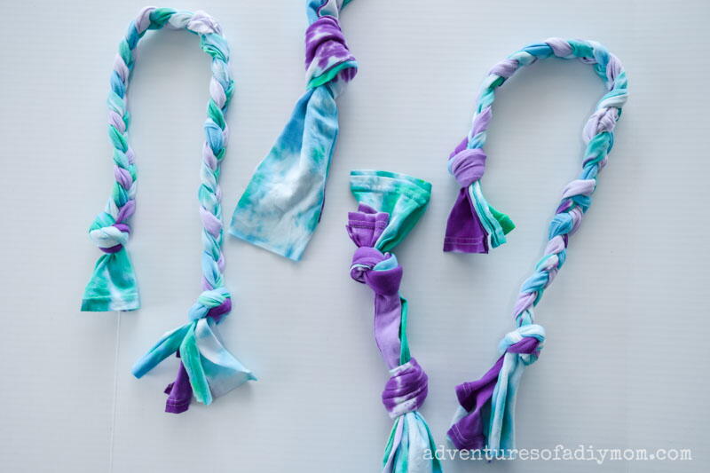 Diy Dog Tug Toy (a Fun Upcycle Project) | CheapThriftyLiving.com