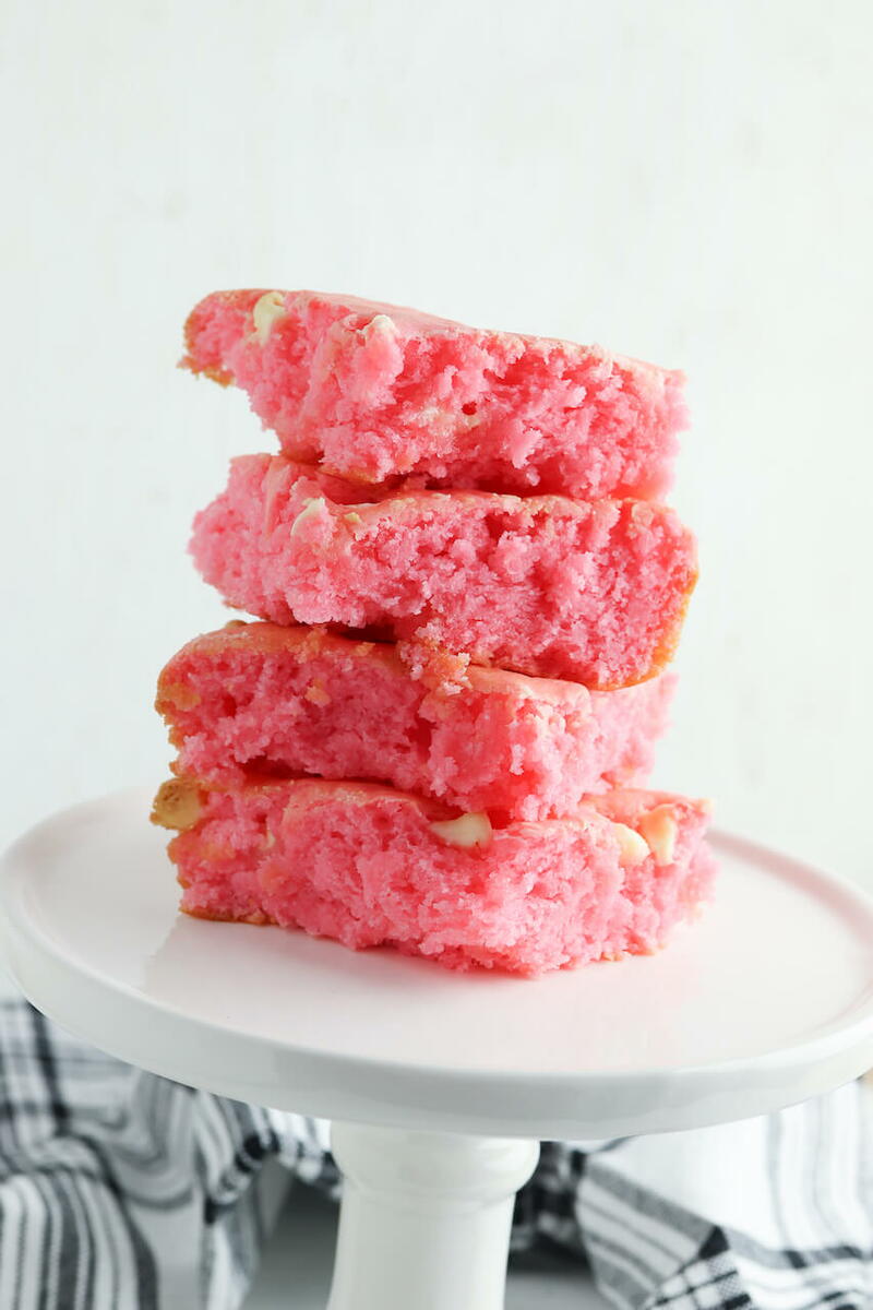 Creepy Puffs | RecipeLion.com