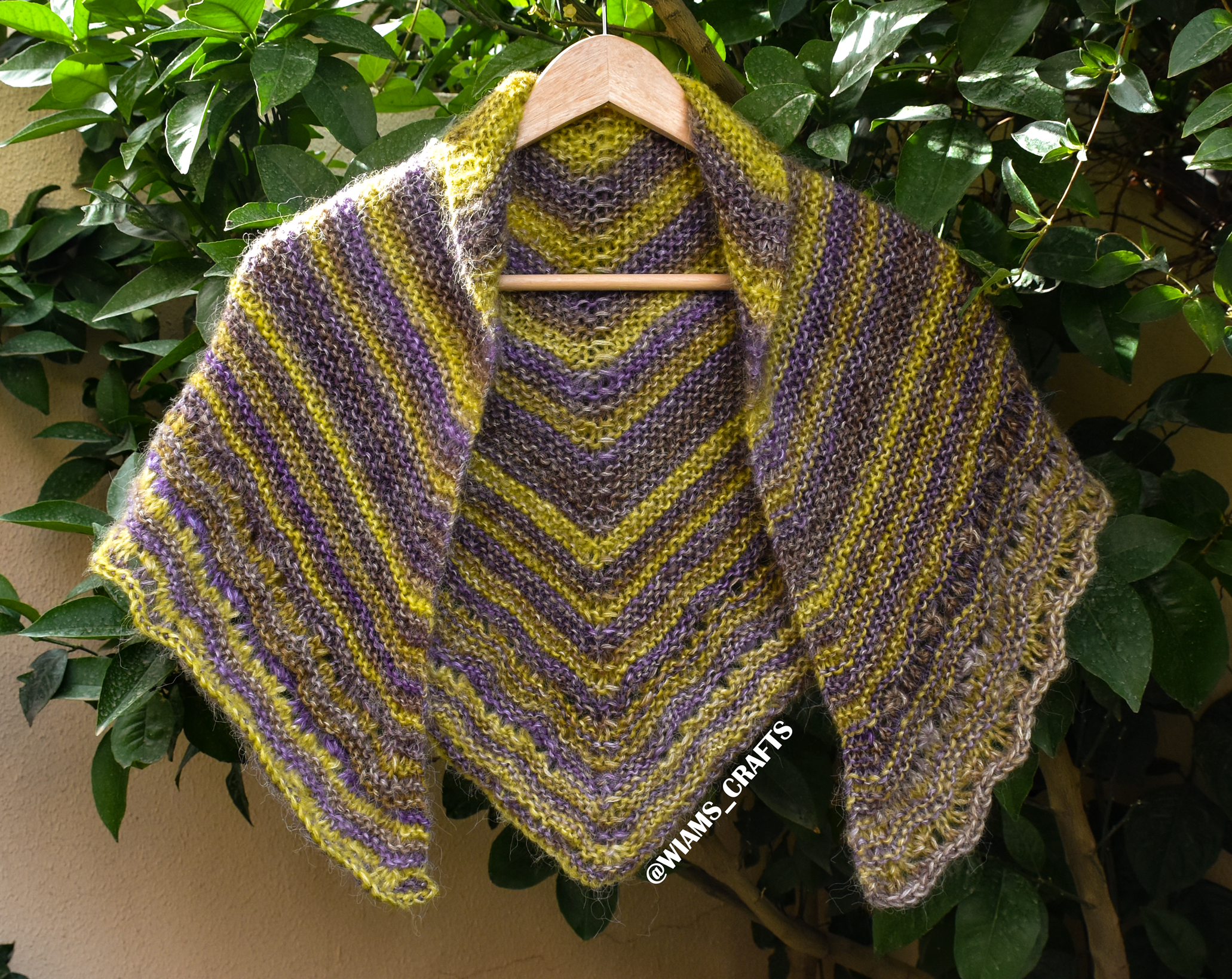 Grapes Sherbet Shawlette | AllFreeKnitting.com