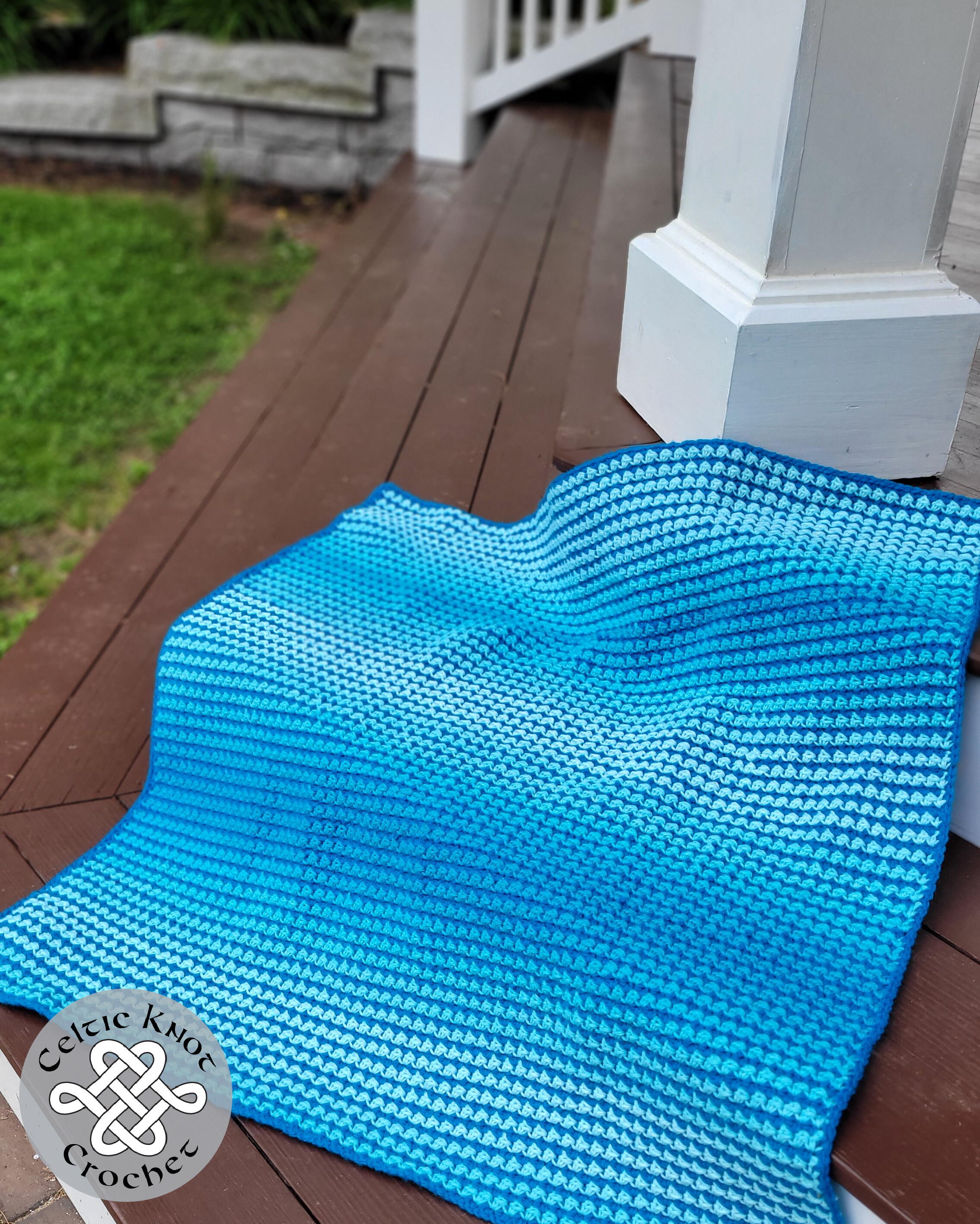 Two Color Baby Blanket | AllFreeCrochetAfghanPatterns.com