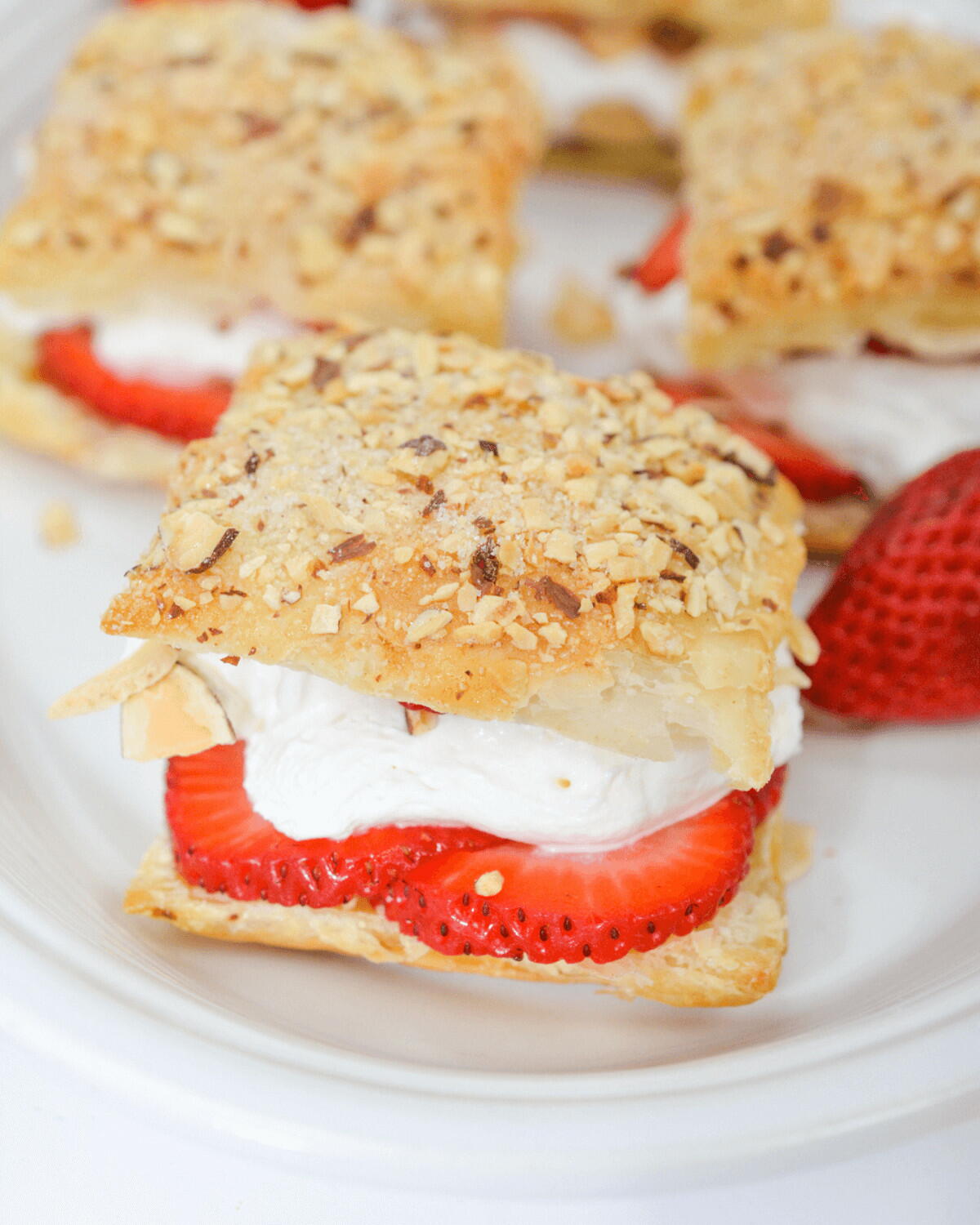 Amaretto Strawberry Pastry Stacks | RecipeLion.com