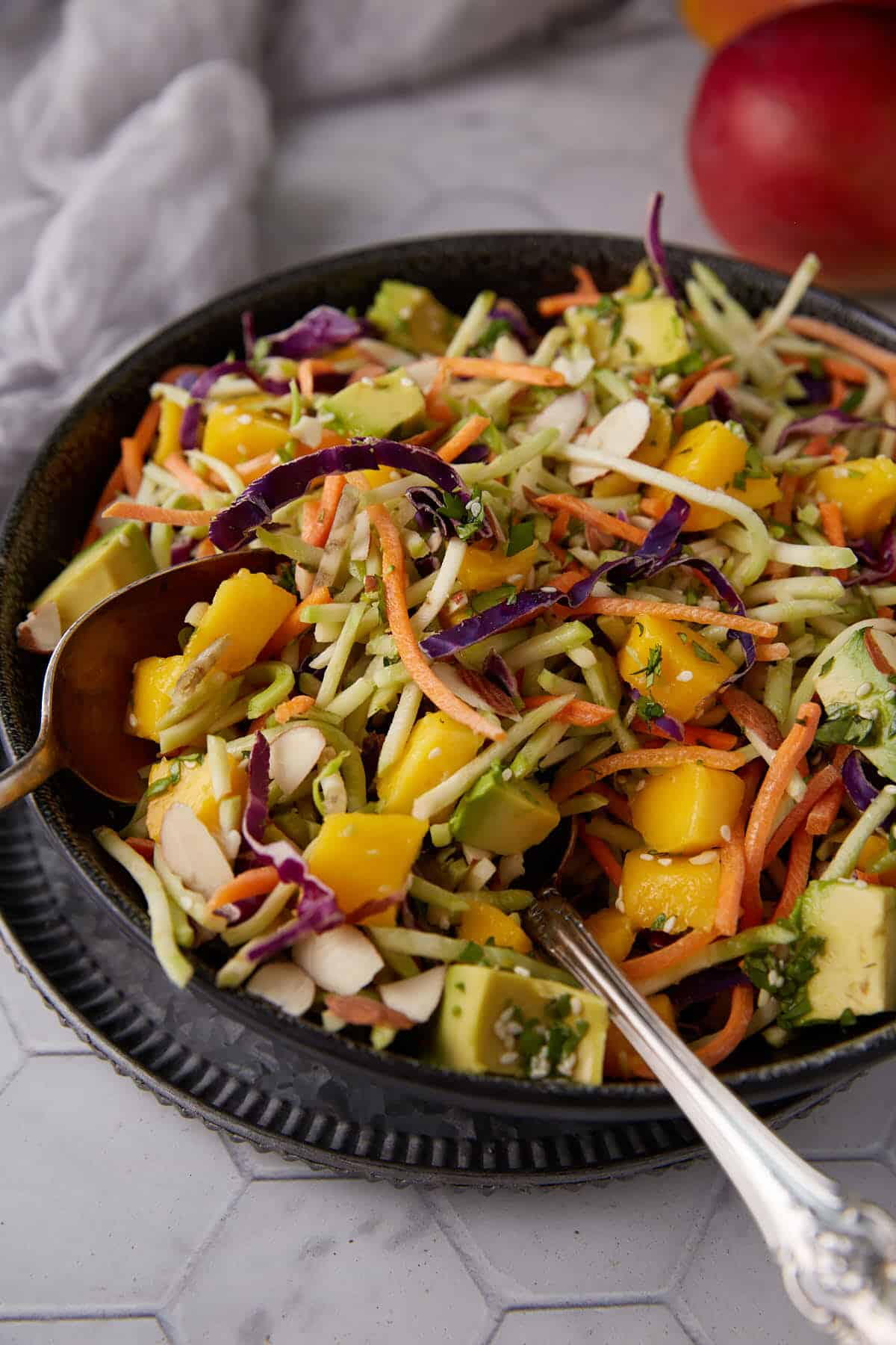 Broccoli Slaw With Mango | RecipeLion.com