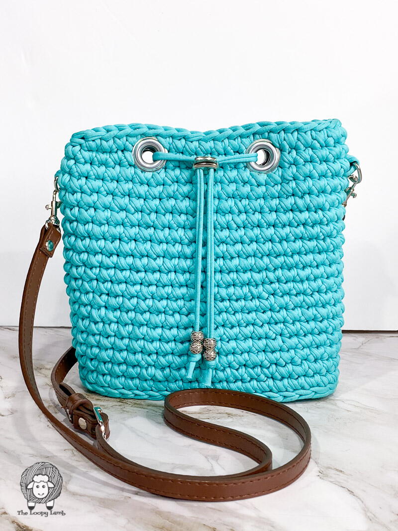 My Favourite Festival Purse | AllFreeCrochet.com