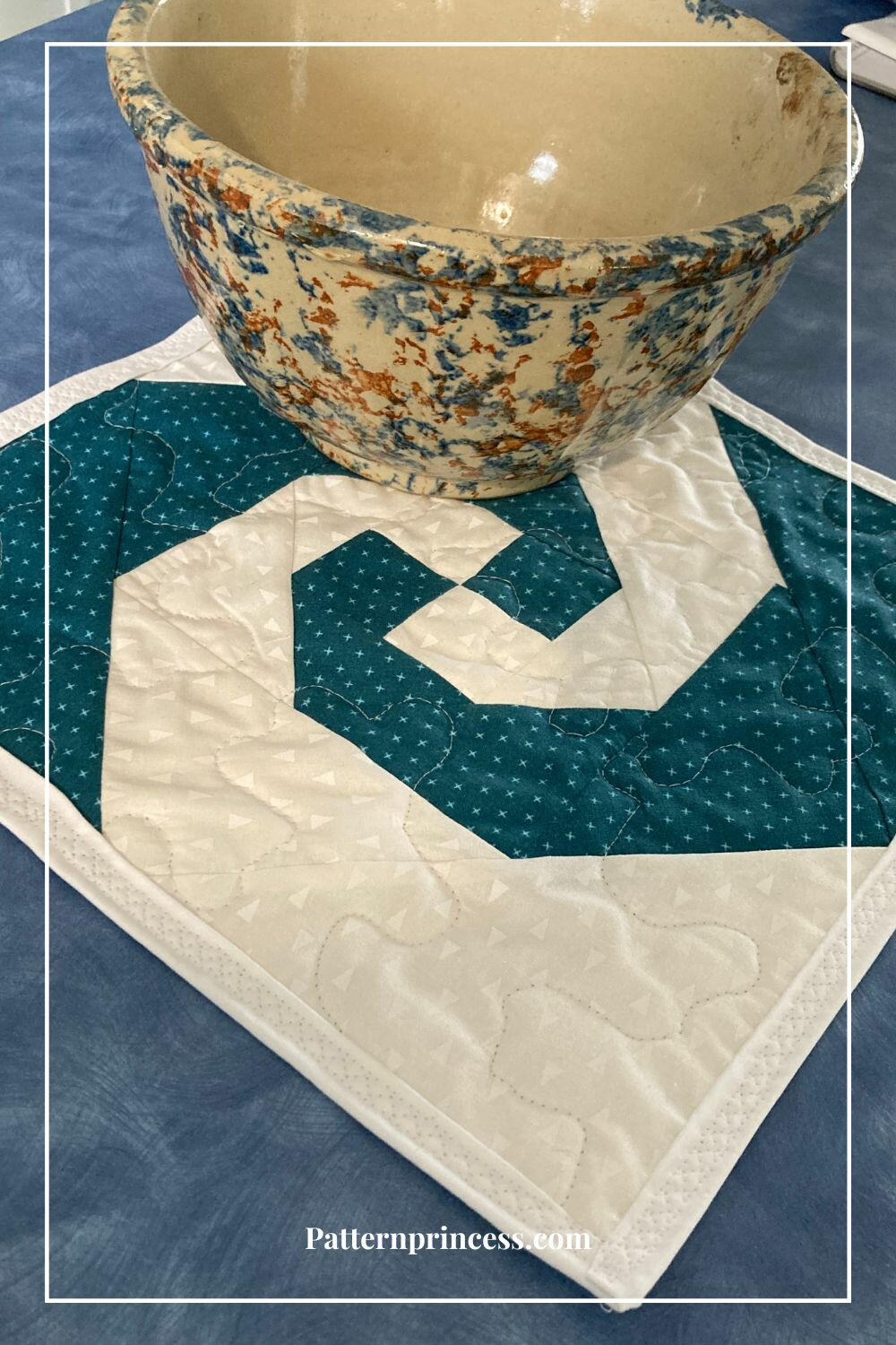 How To Sew Quilted Potholder Tutorial Pattern | AllFreeSewing.com