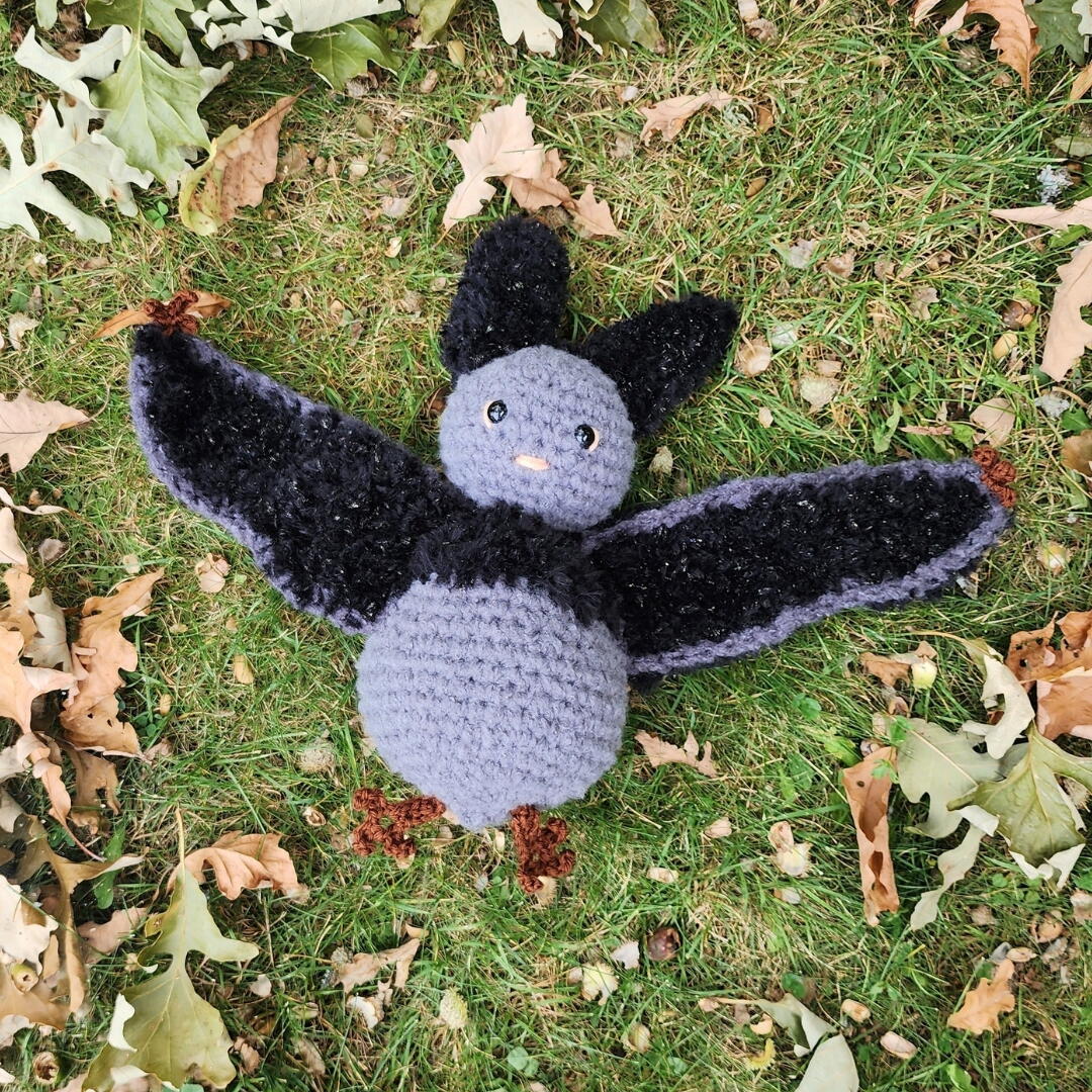 Starry Night Bat | FaveCrafts.com