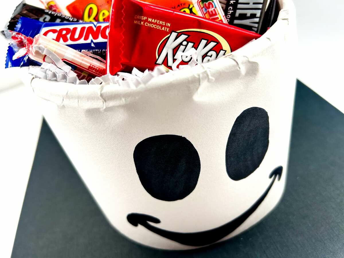 Great Ghost Trick Or Treat Bucket Craft | AllFreeKidsCrafts.com