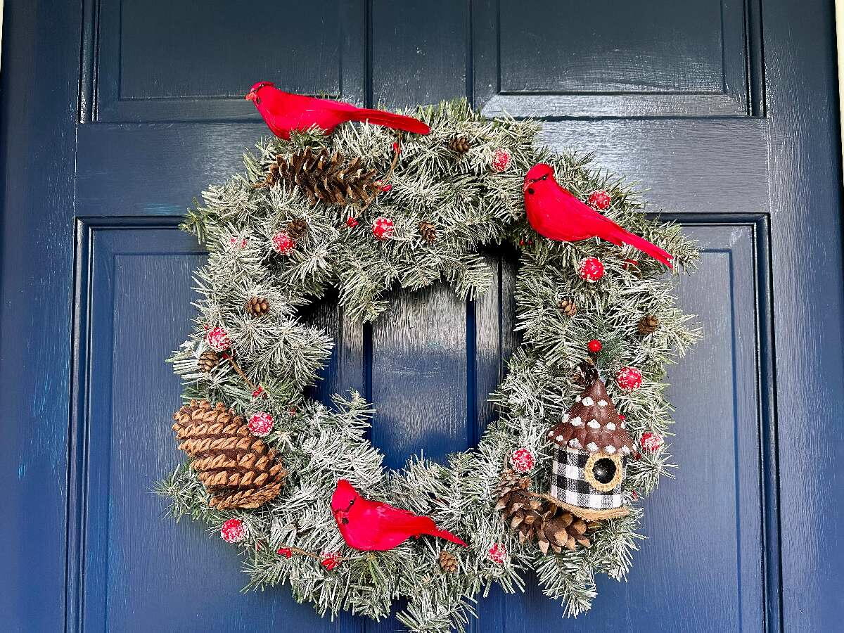 Wonderful Winter Wreath | AllFreeChristmasCrafts.com