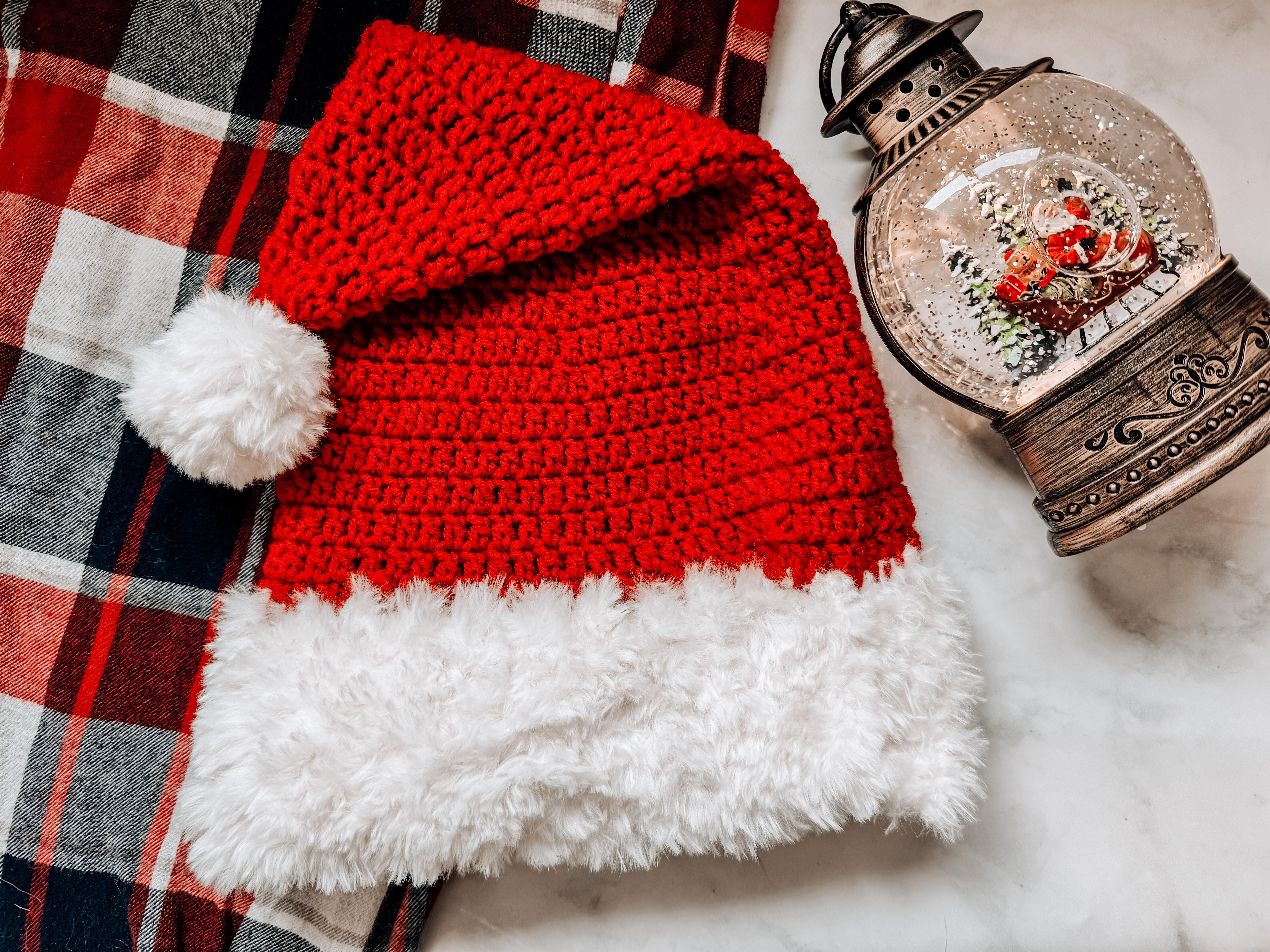 Santa Hat | FaveCrafts.com