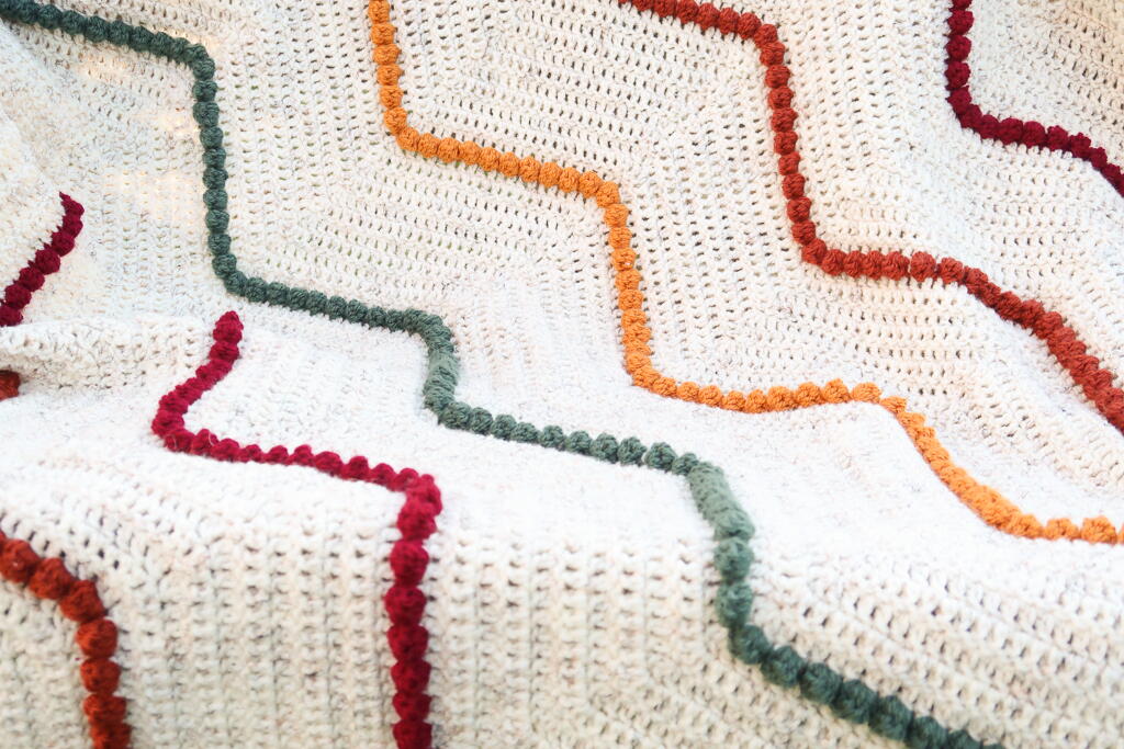 Eldoris Chevron Blanket | AllFreeHolidayCrafts.com