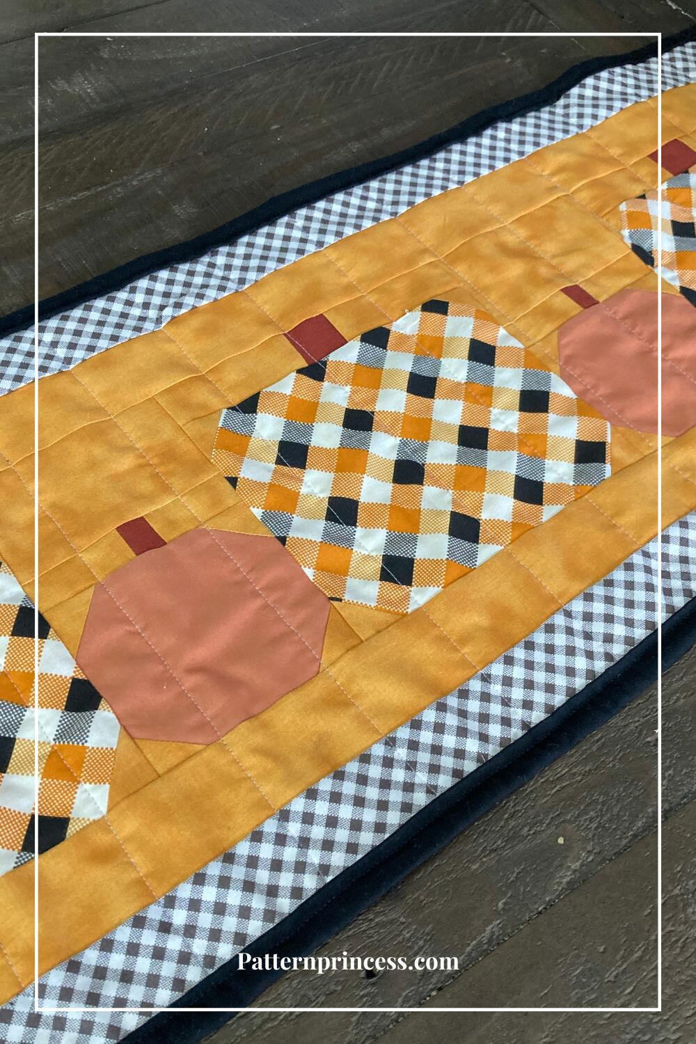 Plaid Pumpkins Table Runner Easy Quilt Pattern | FaveCrafts.com