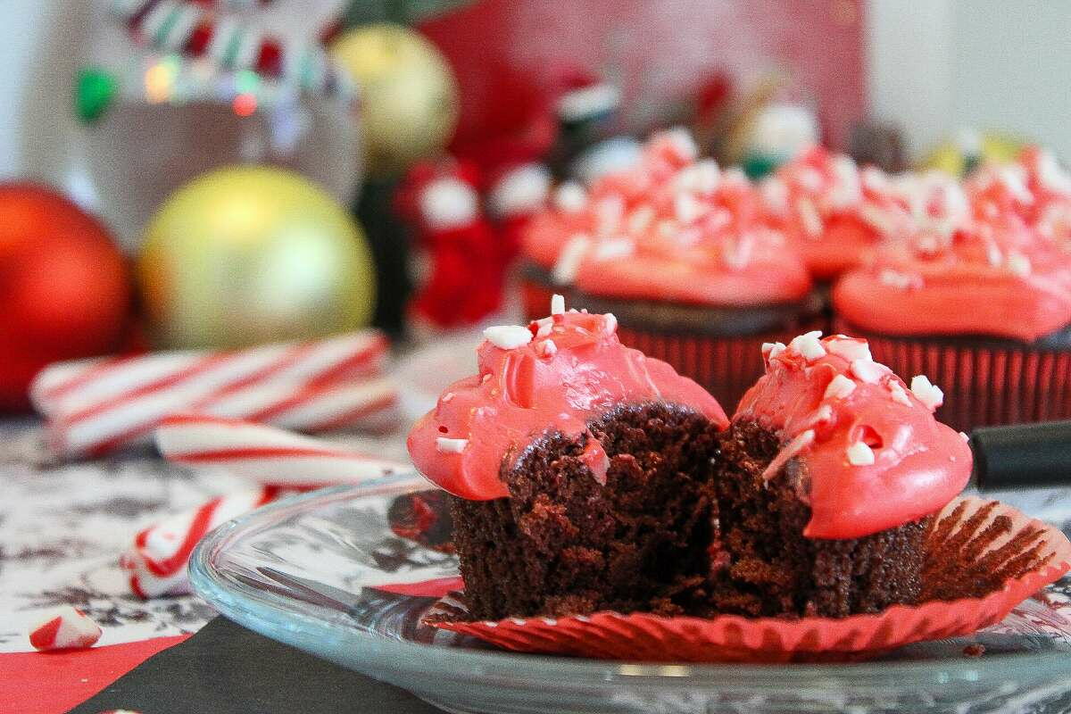 Perfect Peppermint Cupcakes Recipe | TheBestDessertRecipes.com