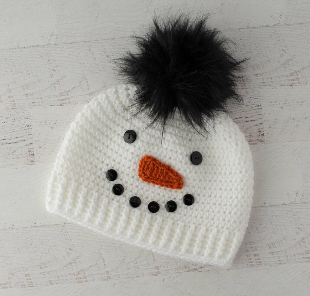 Snowman Hat | FaveCrafts.com