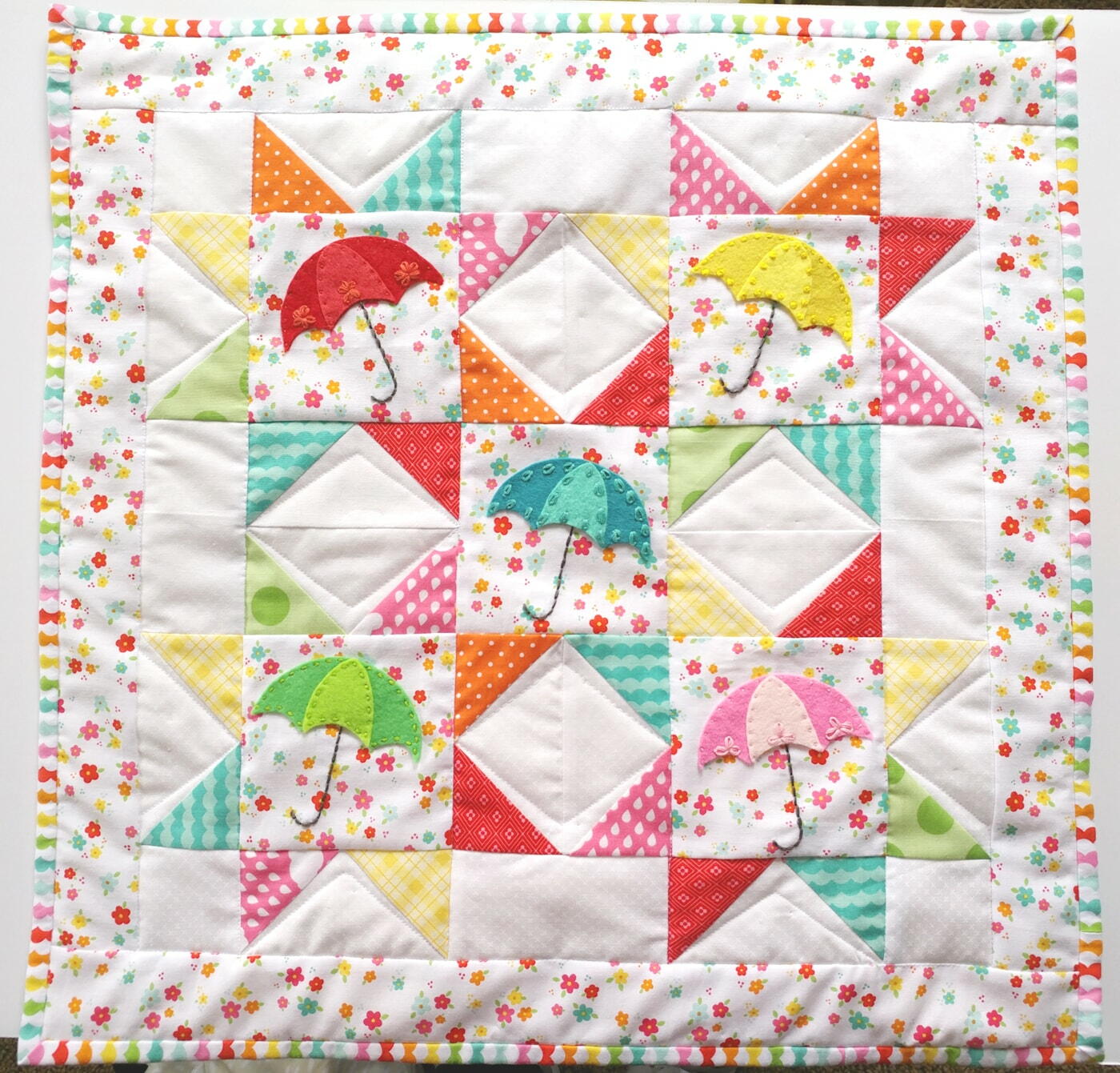 Springtime Showers Mini Quilt Pattern | FaveQuilts.com