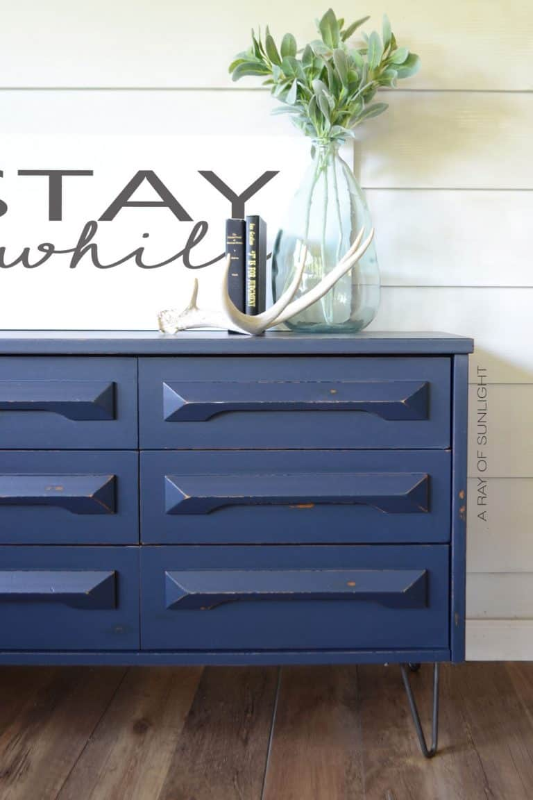 Diy Rustic Blue Dresser | DIYIdeaCenter.com