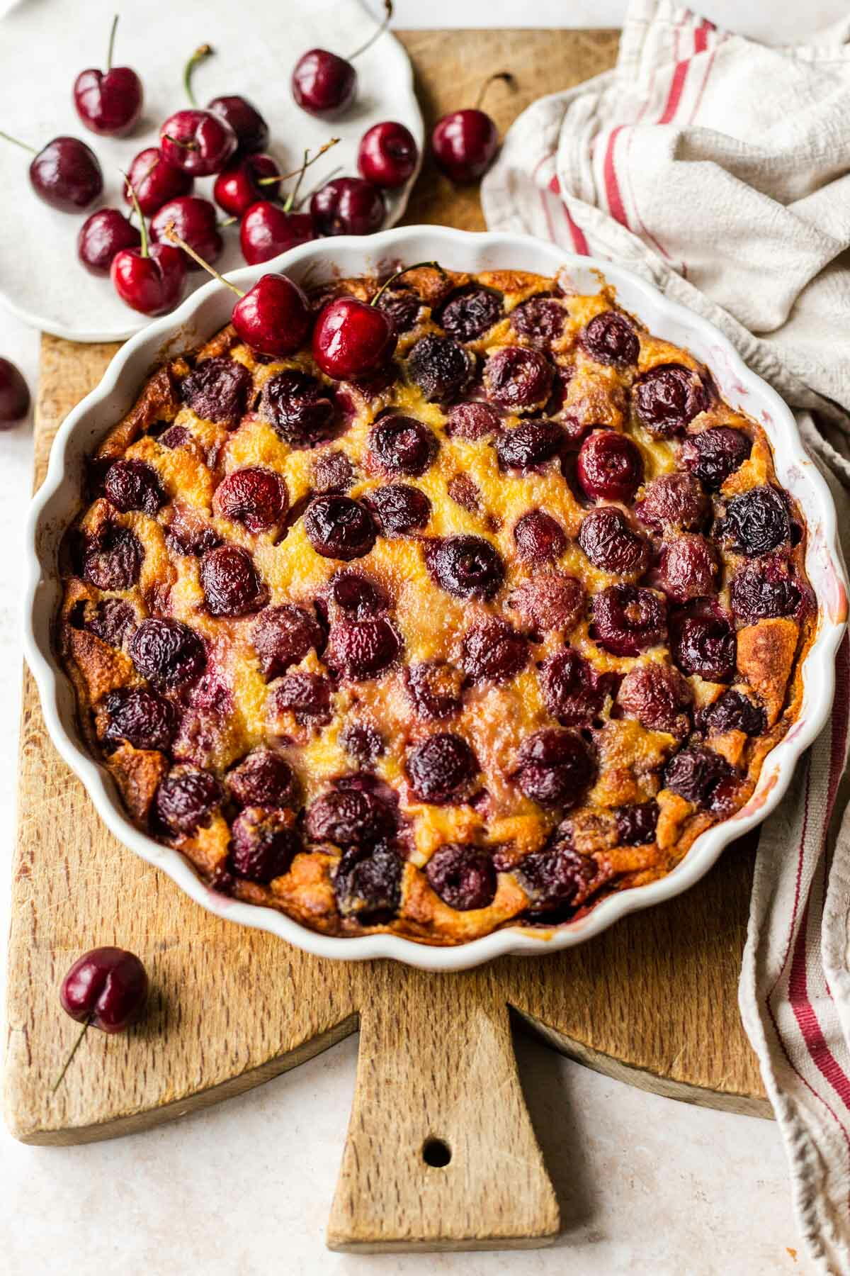 Cherry Clafoutis | RecipeLion.com