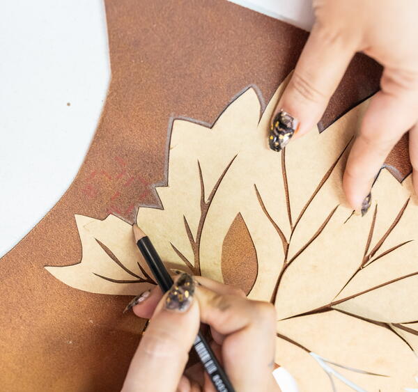Leaf Mask | FaveCrafts.com