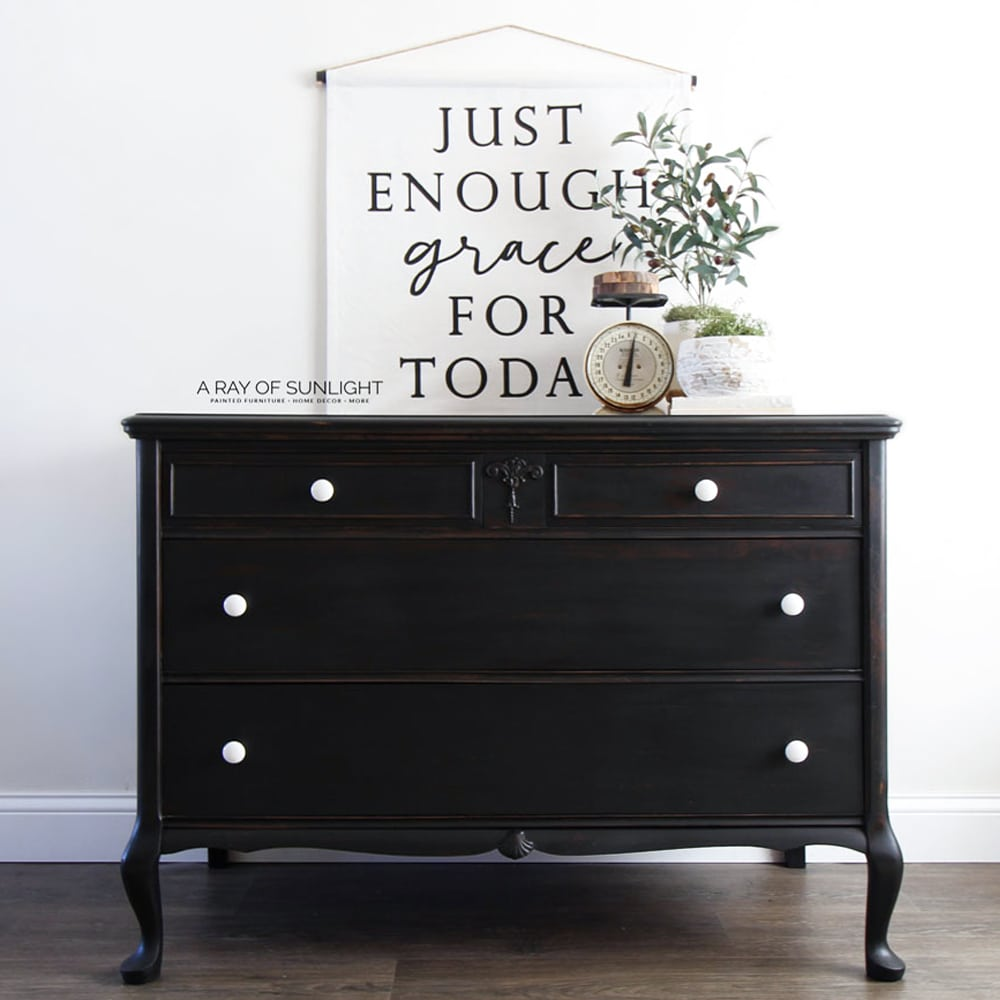 Rustic Farmhouse Dresser | CheapThriftyLiving.com