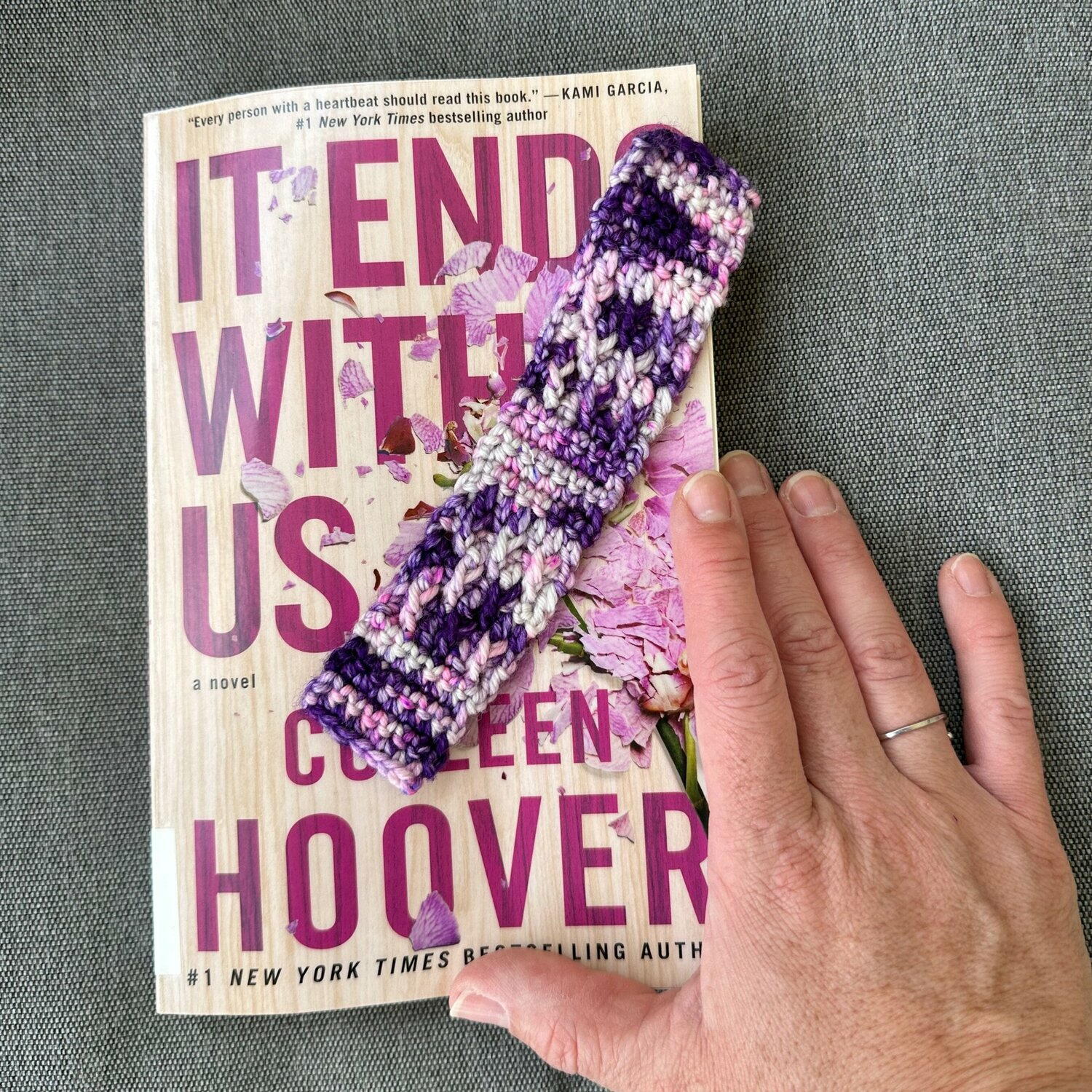 Juniper Bookmark | FaveCrafts.com