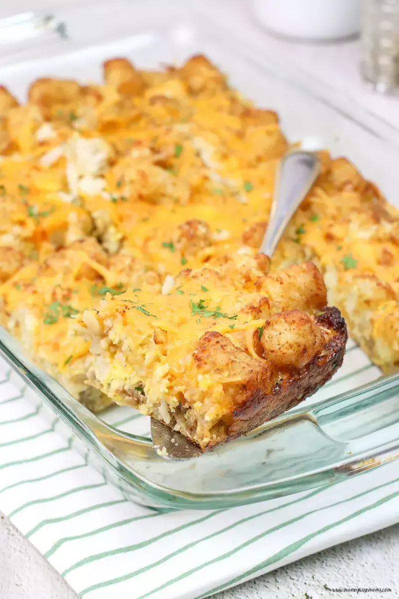 Breakfast Tater Tot Casserole Recipe | AllFreeCasseroleRecipes.com