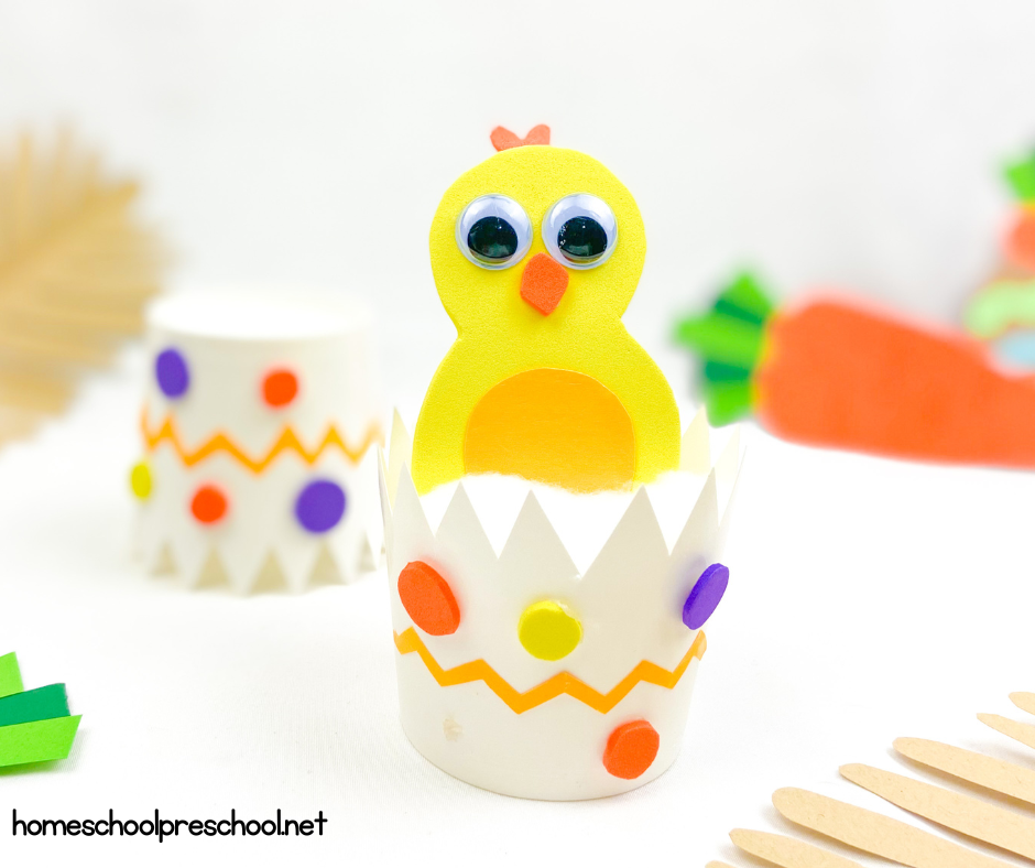 Hatching Easter Chick Craft | AllFreeKidsCrafts.com
