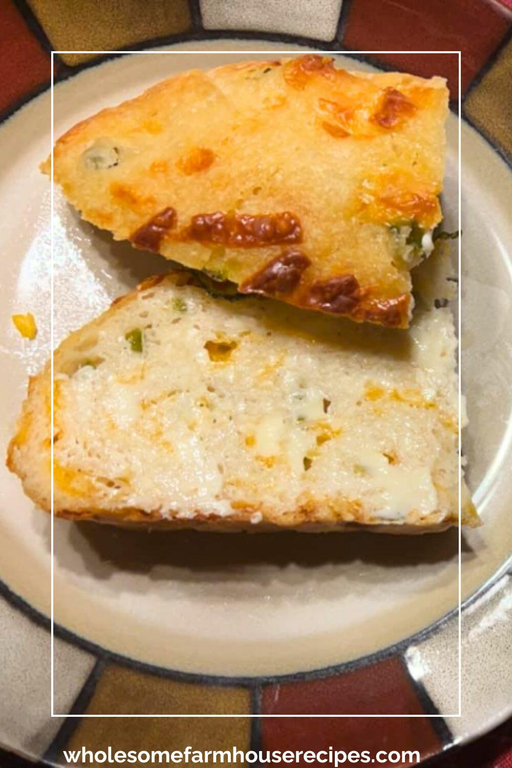Easy No Knead Jalapeno Cheddar Bread Recipe | FaveSouthernRecipes.com