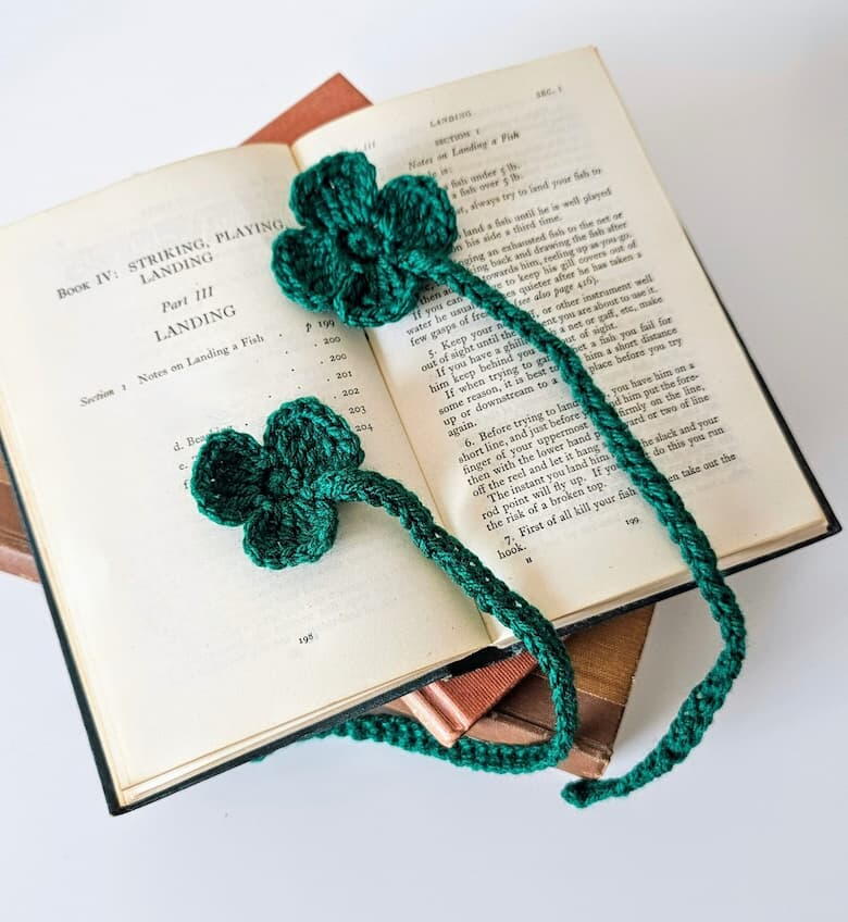 Four Leaf Clover Bookmark | AllFreeCrochet.com