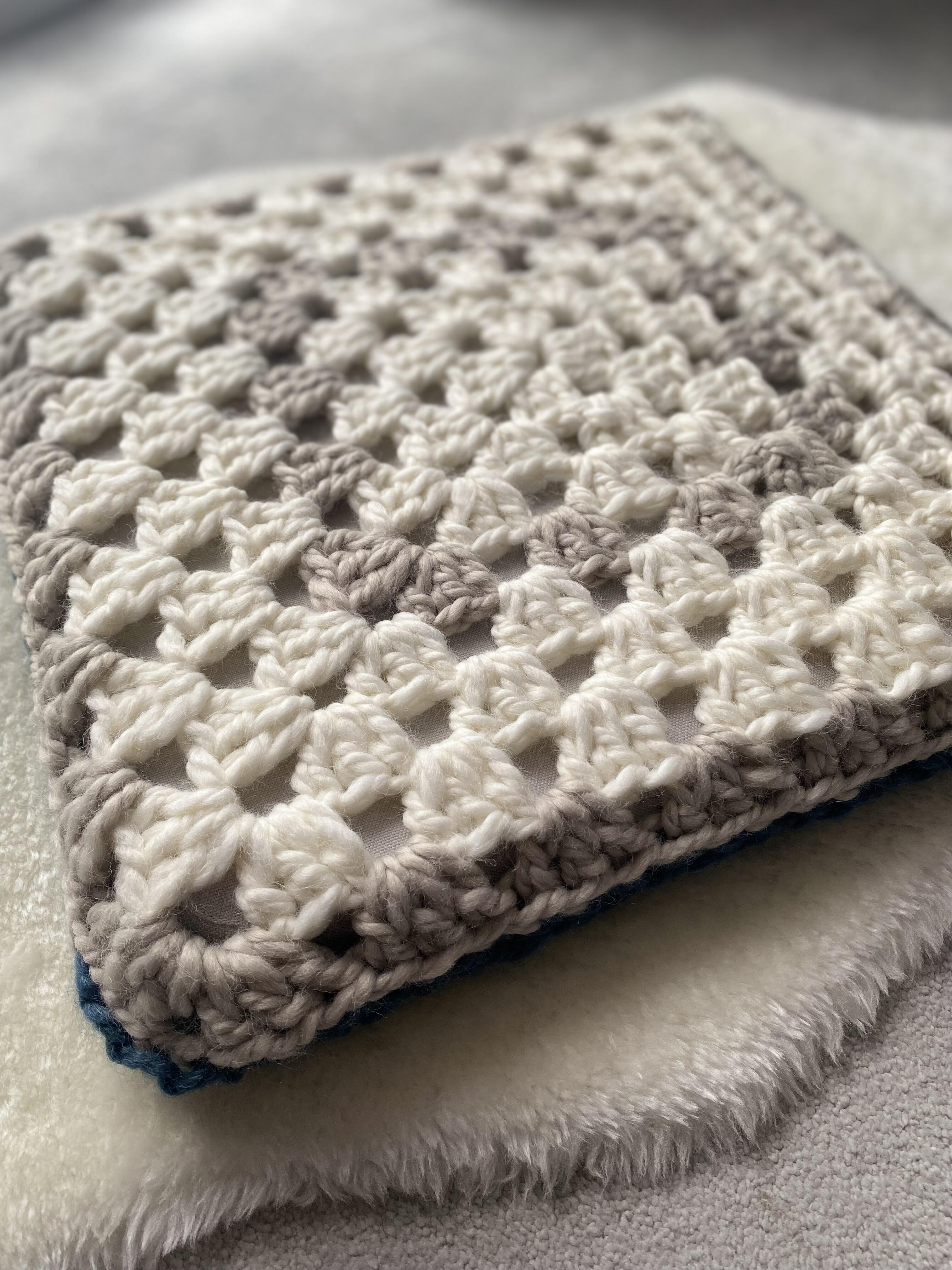 Summer Granny Sitting Pad | FaveCrafts.com