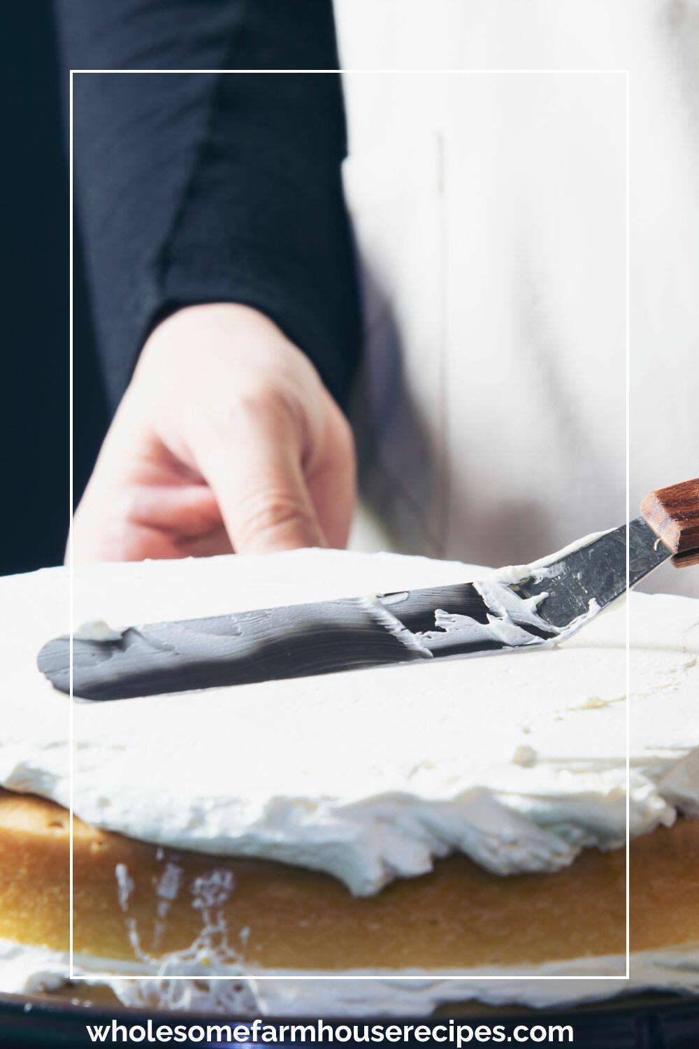 Cool Whip Cream Cheese Frosting Recipe | RecipeLion.com