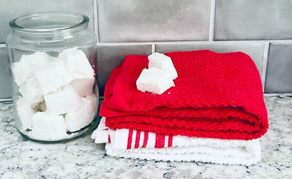 Best Laundry Detergent Tablets You Can Make At Home | DIYIdeaCenter.com