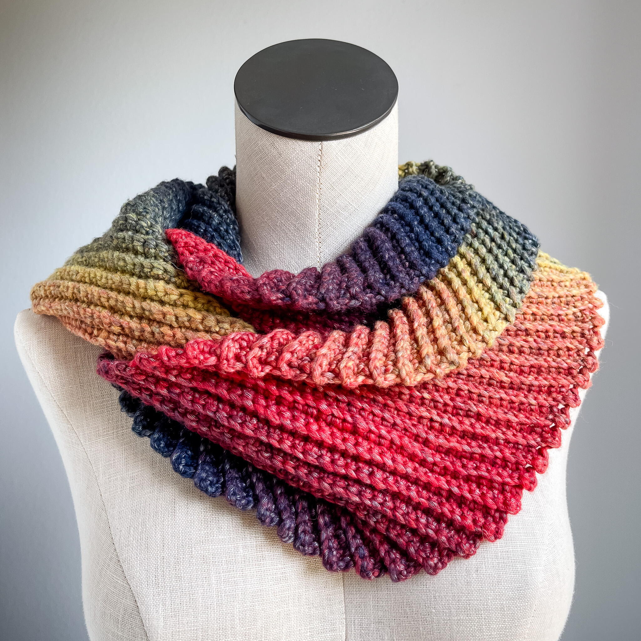Fiesta Swirl Scarf | AllFreeCrochet.com